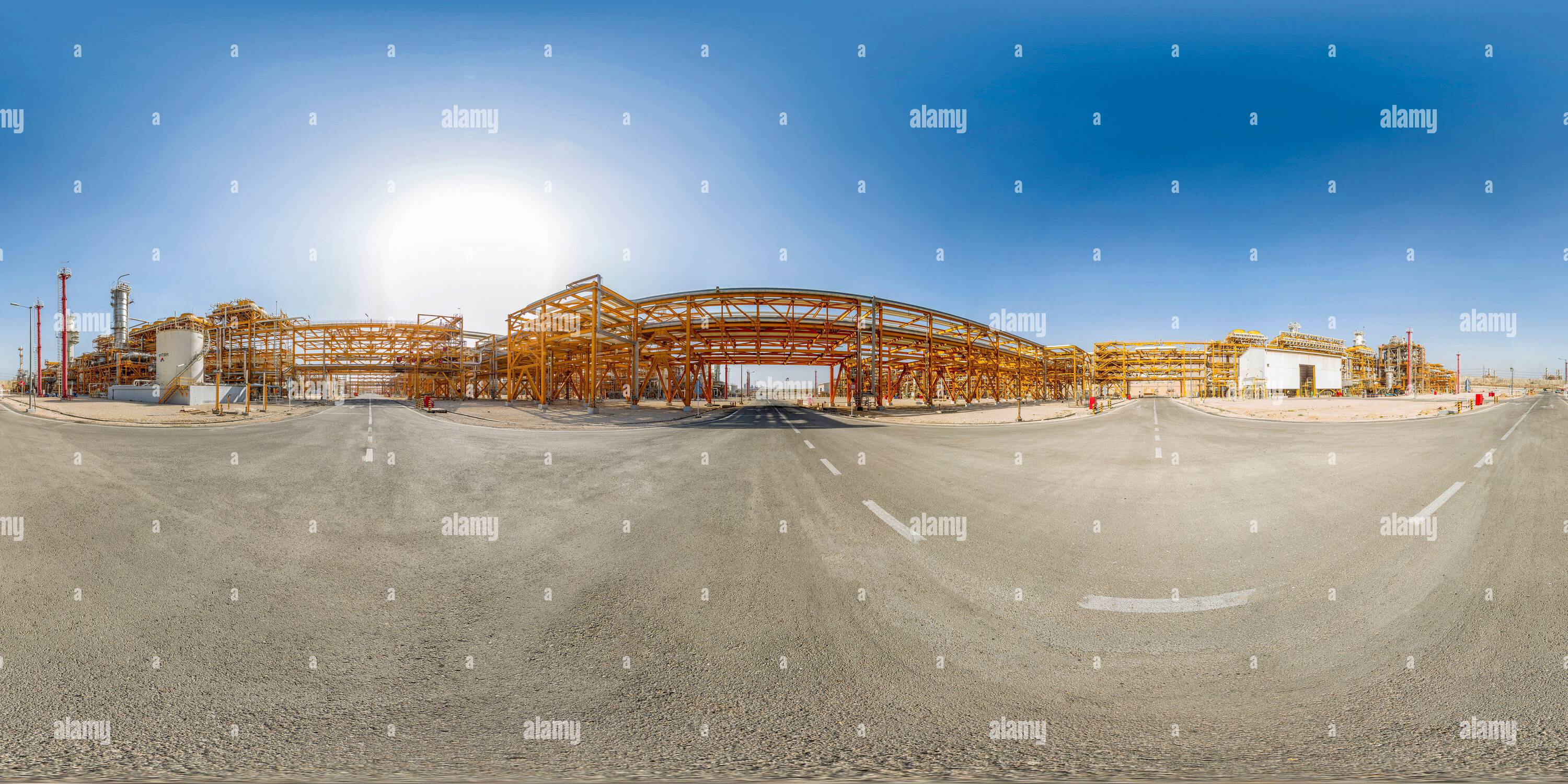 360° view of Ninth refinery of the South Pars Gas Complex - Alamy