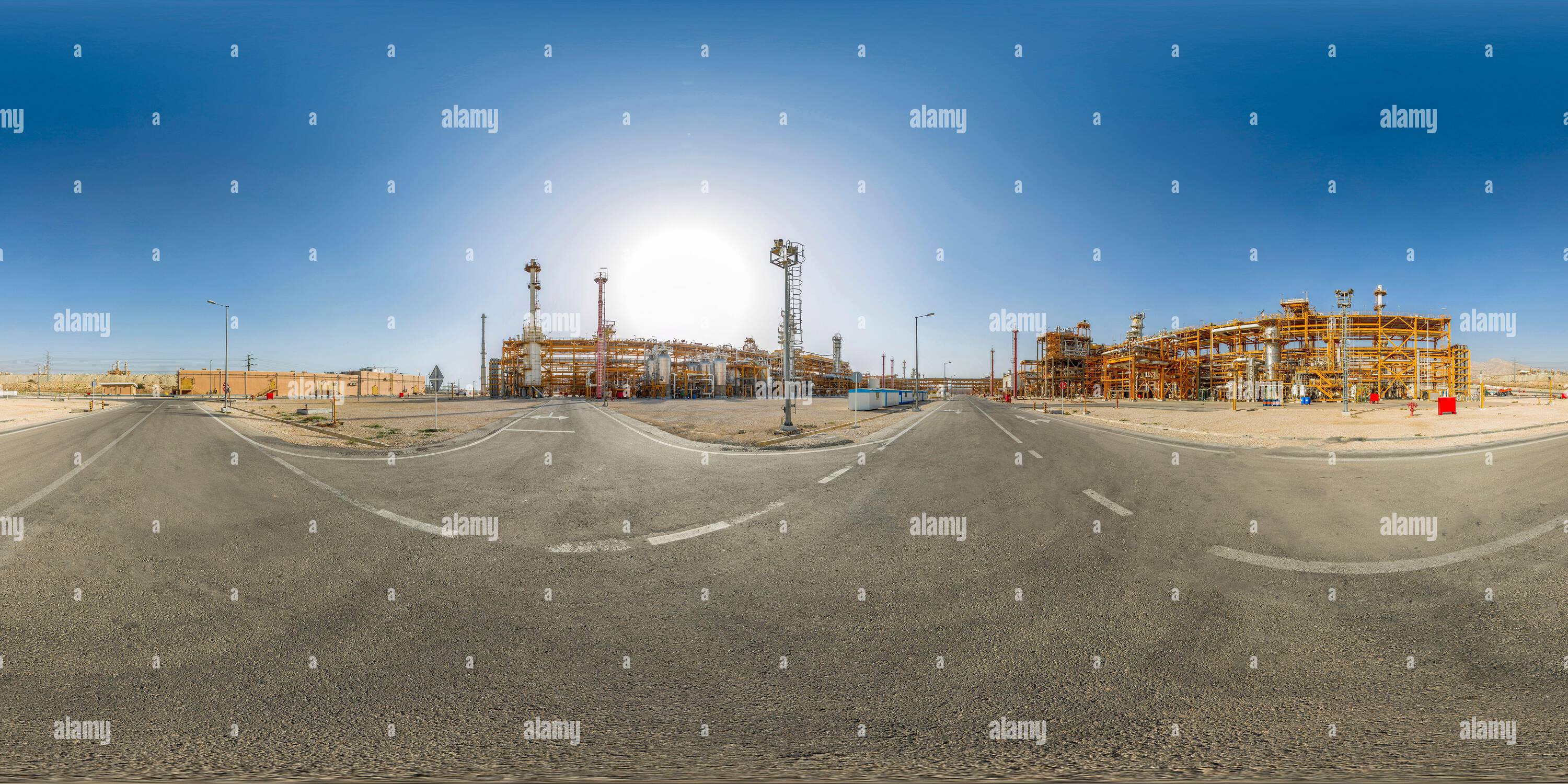 360° view of Ninth refinery of the South Pars Gas Complex - Alamy