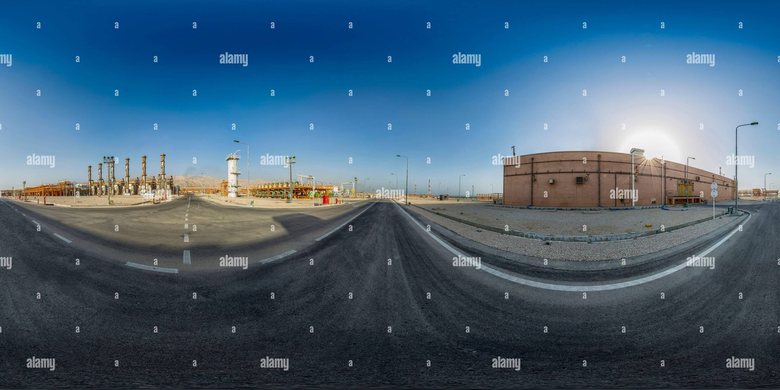 360° view of Ninth refinery of the South Pars Gas Complex - Alamy