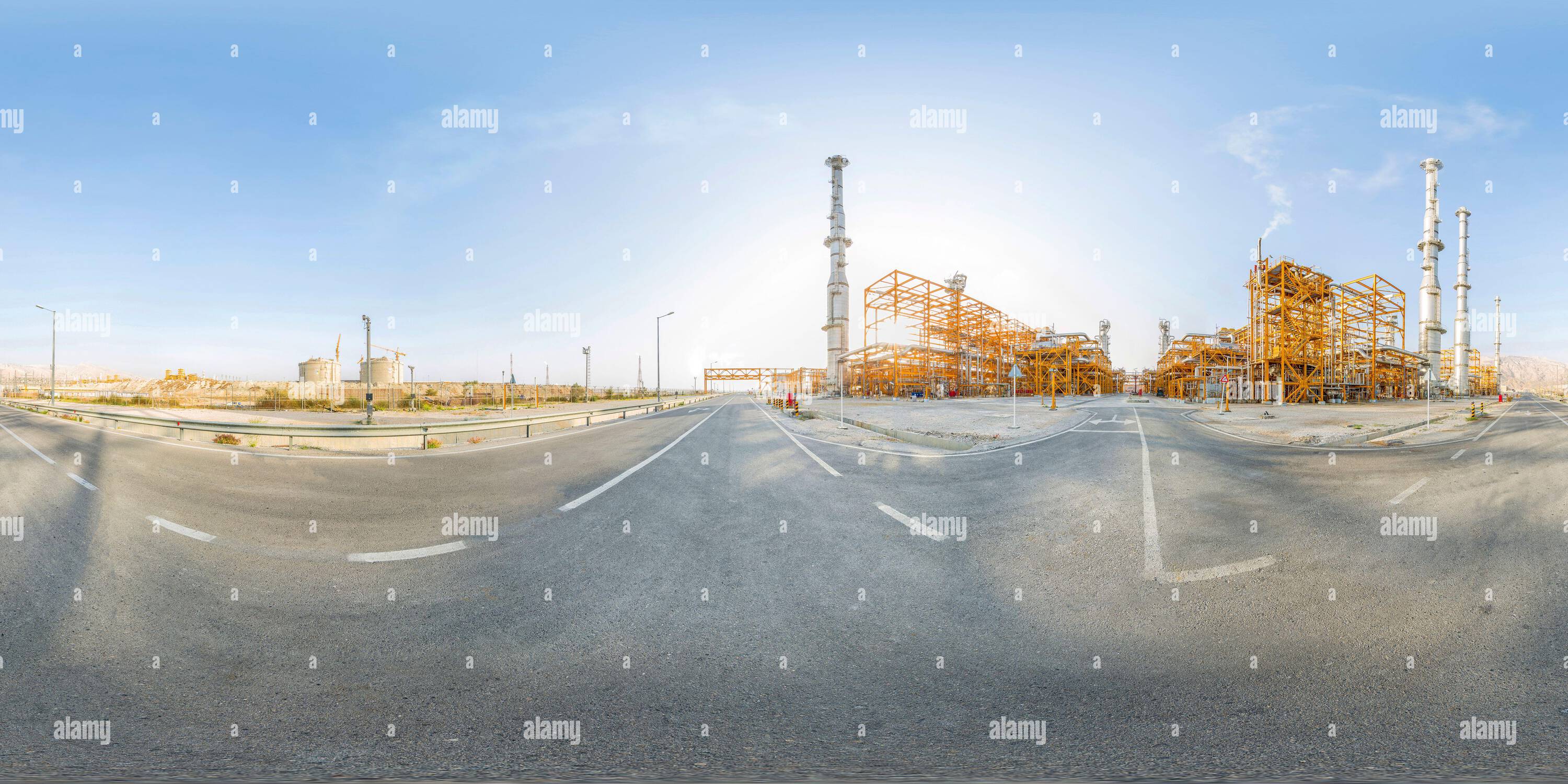 360° view of Ninth refinery of the South Pars Gas Complex - Alamy