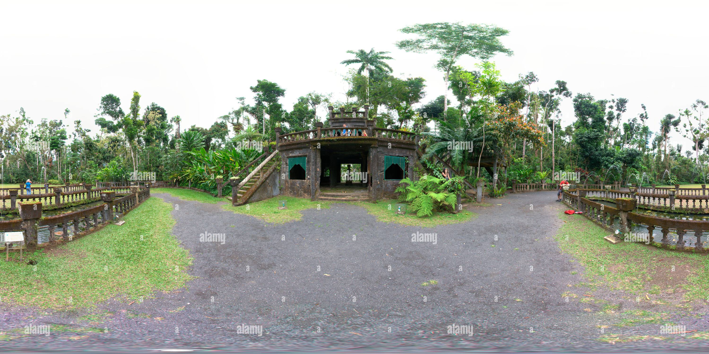 360° view of Panoramic view of Paronella Park near Innisfail Queensland ...