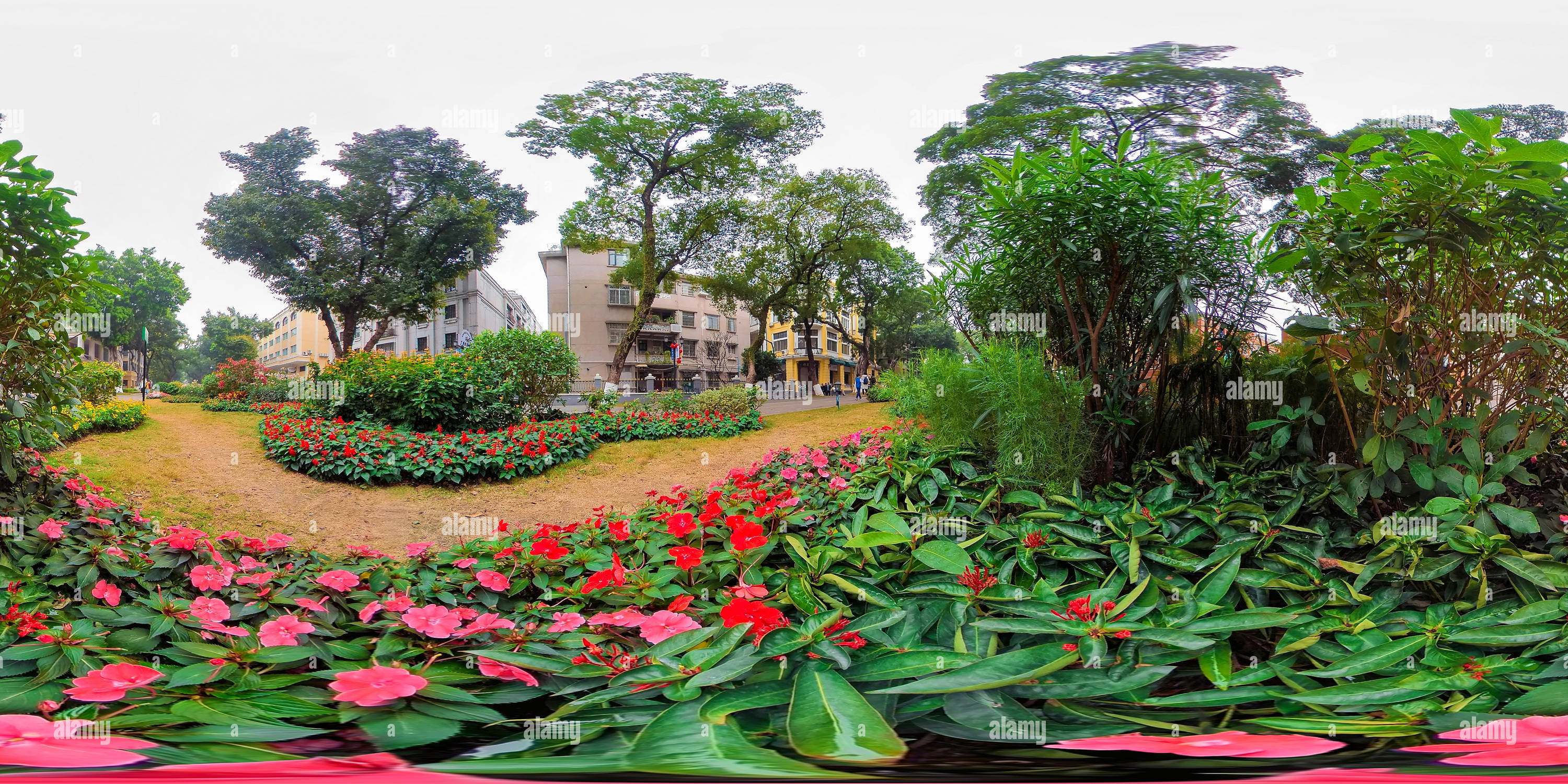 360° view of The garden 花园 - Alamy