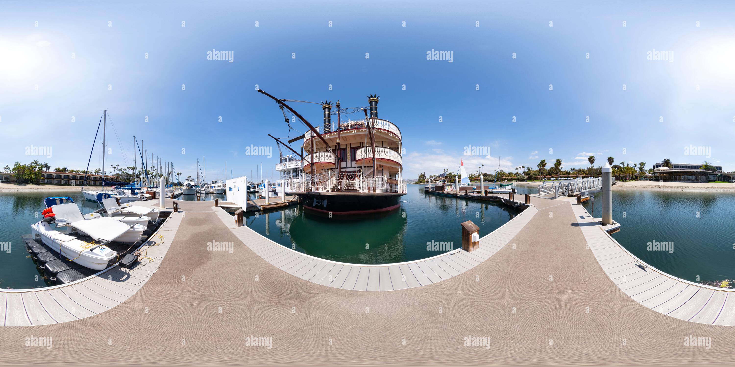 360° view of William D. Evans and Bahai Belle on Mission Bay - Alamy