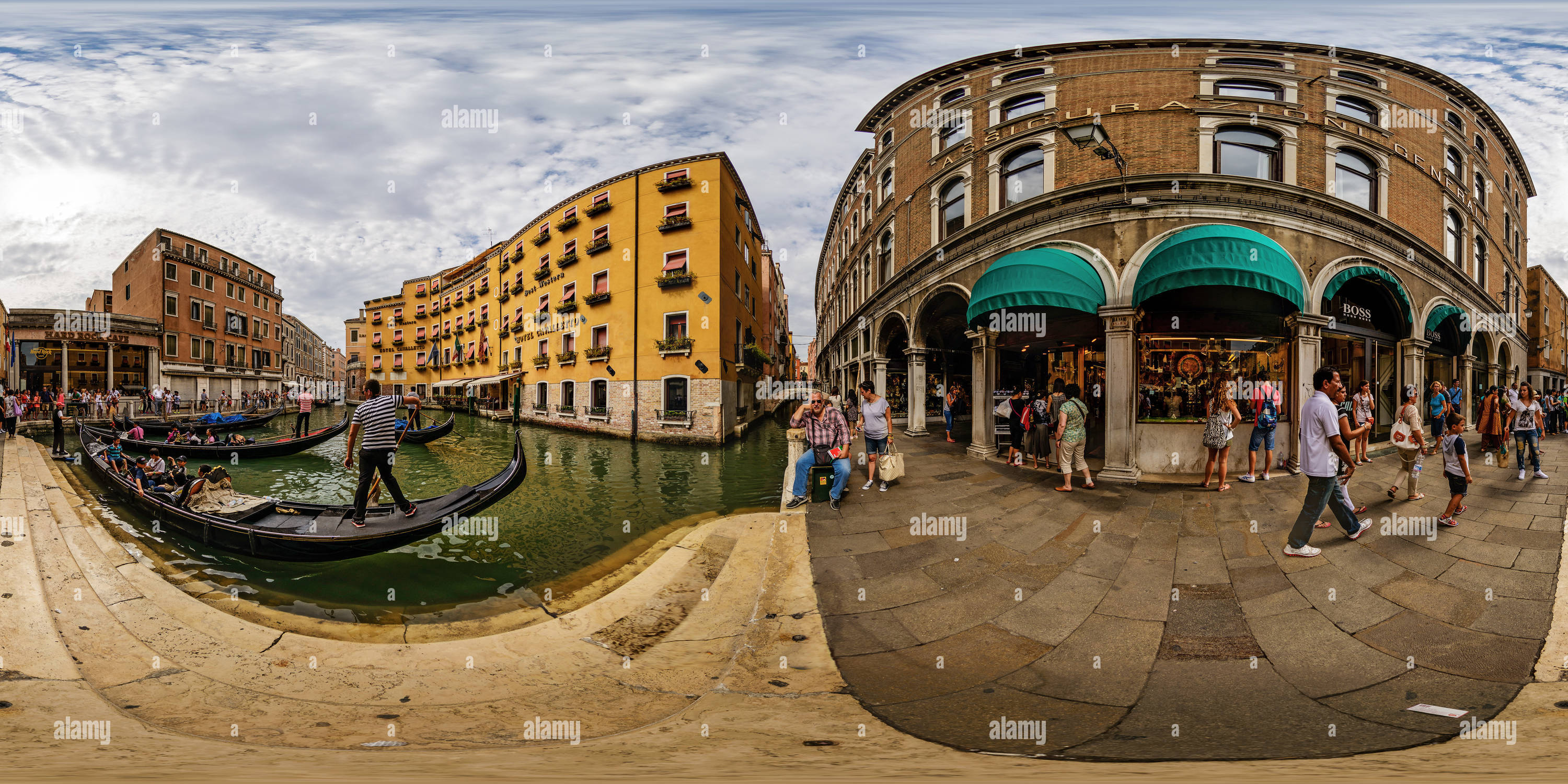 360° view of Venice - Gondolas at Orseolo basin - Alamy