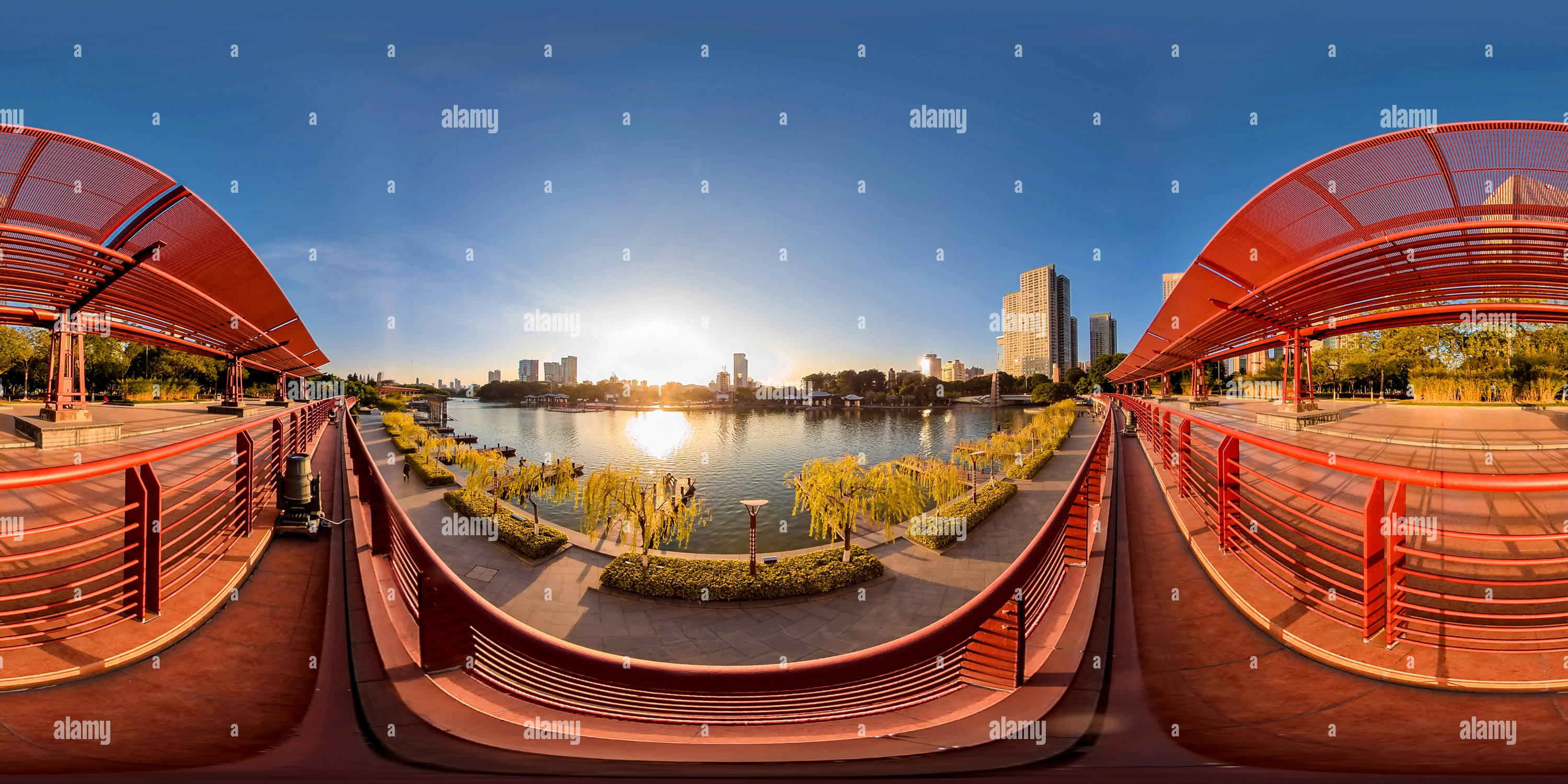 360° view of QIANDENG（Thousands of lights） Lake,Foshan - Alamy