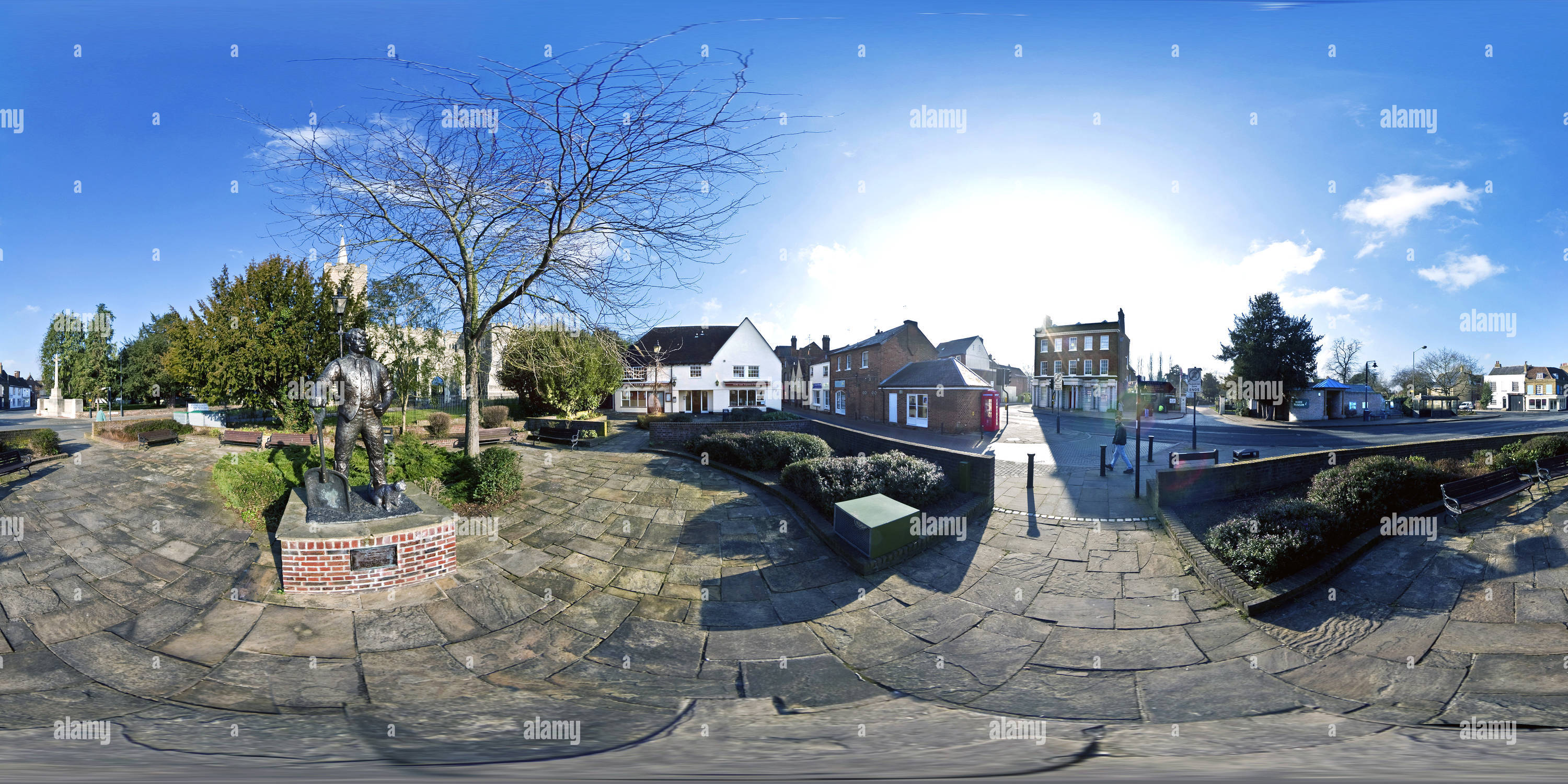 360° view of Malter Statue at Ware Hertfordshire - Alamy