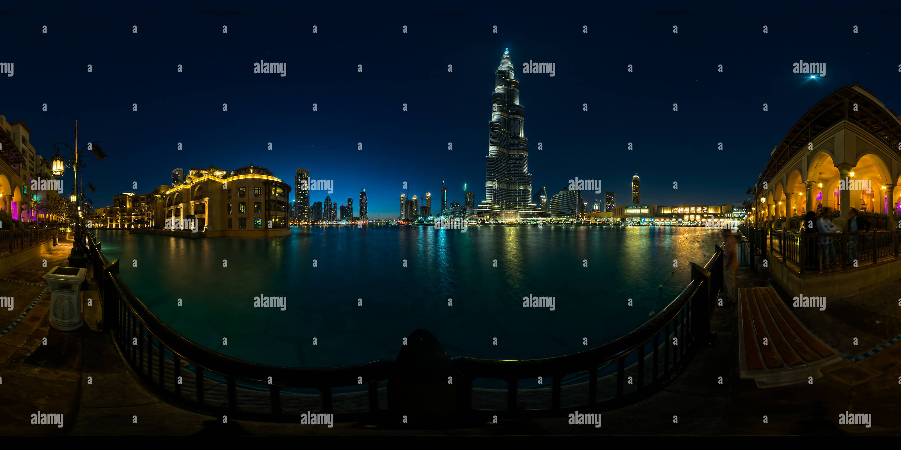 360° view of Burj Khalifa and the Dubai Mall - Alamy