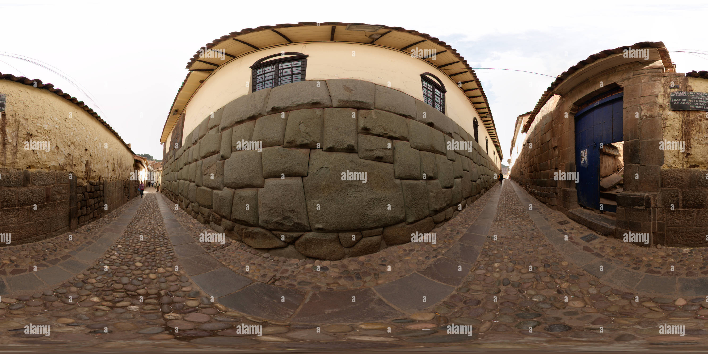 360° view of 12 Angled Stone Inca Wall - Alamy