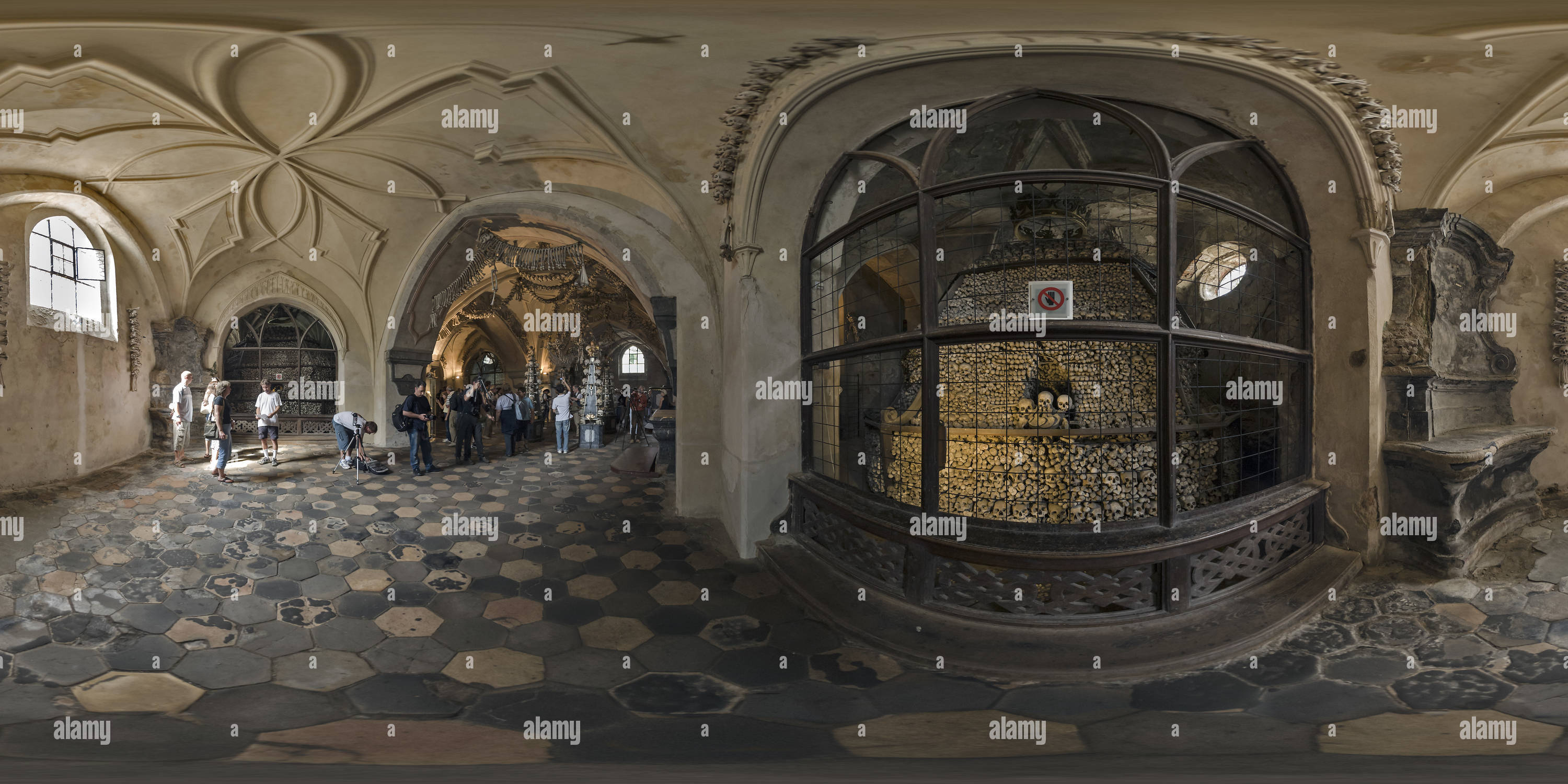 360° view of Sedlec Ossuary - Kutna Hora bone church - Alamy
