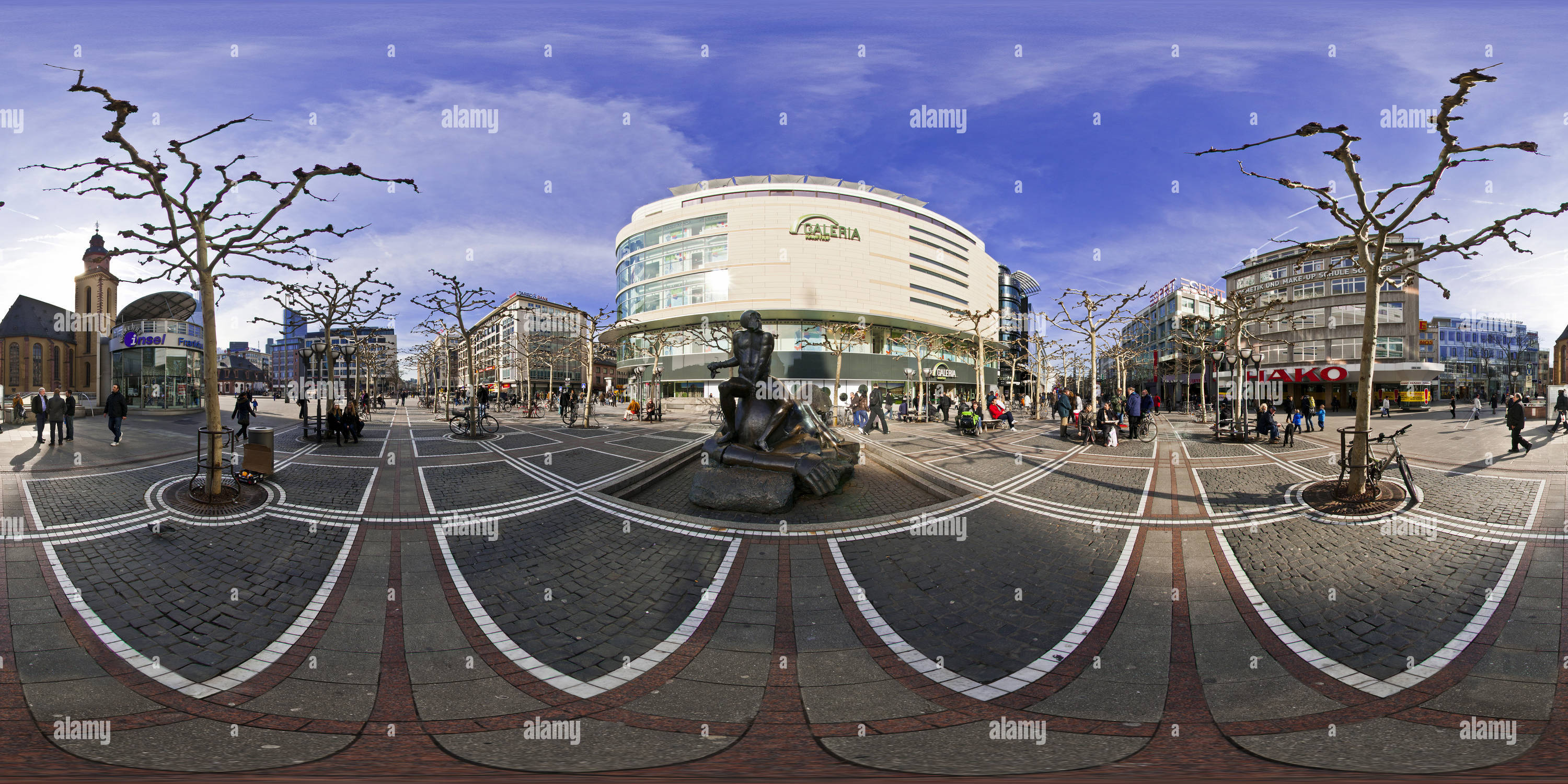 360° view of David & Goliath am Anfang der Zeil - Alamy