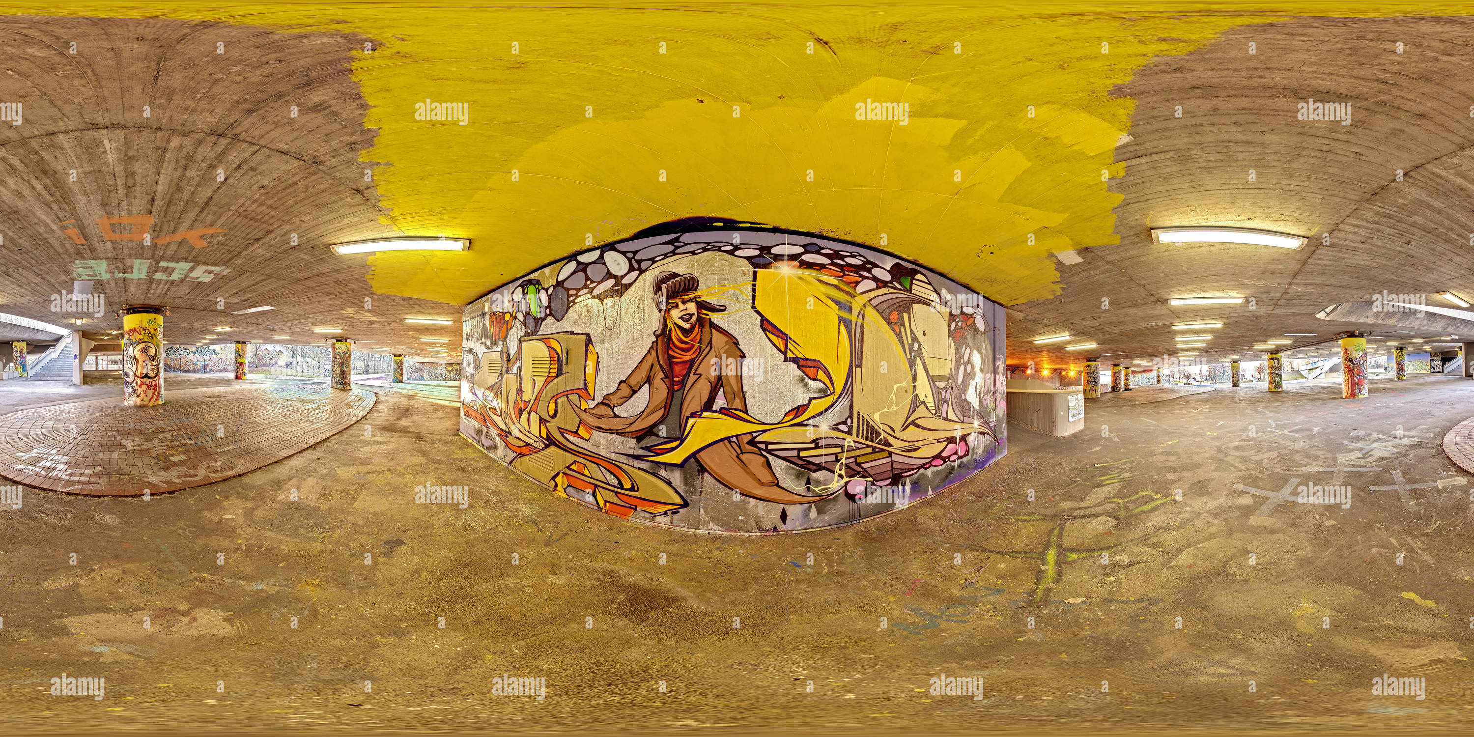 360° view of Stuttgart - Graffitiwand in der Unterführung König-Karl ...