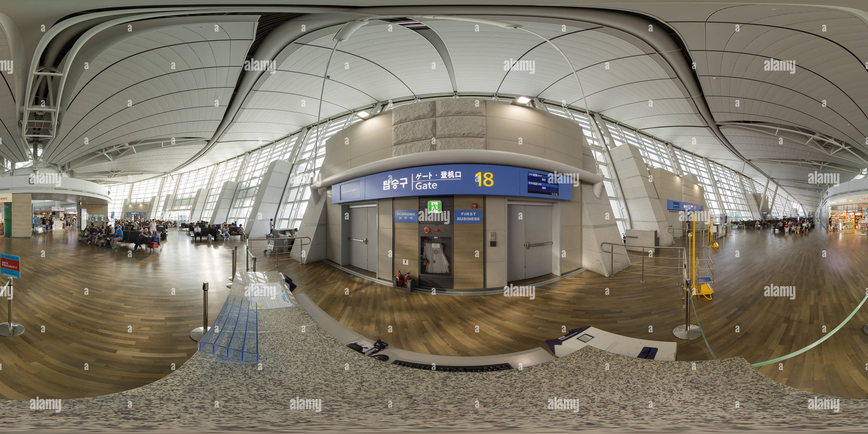 360° view of Incheon International Airport Gate - Alamy