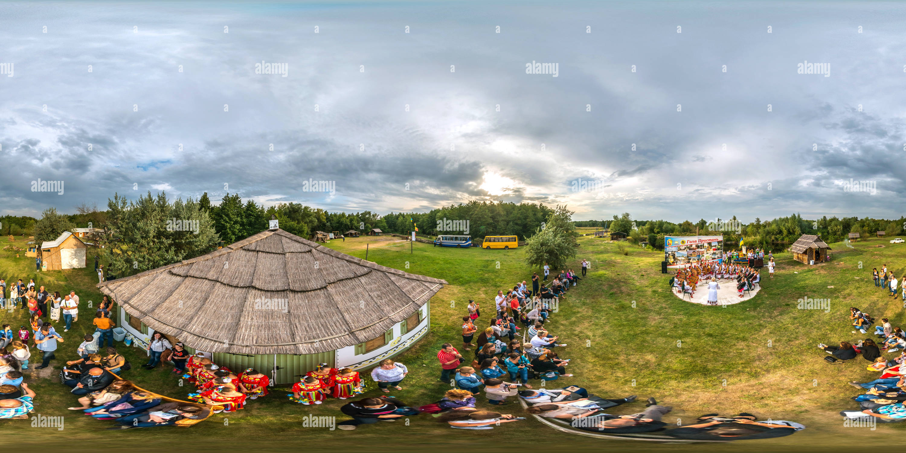 360° view of Green Steadings of Tavria — concert - Alamy