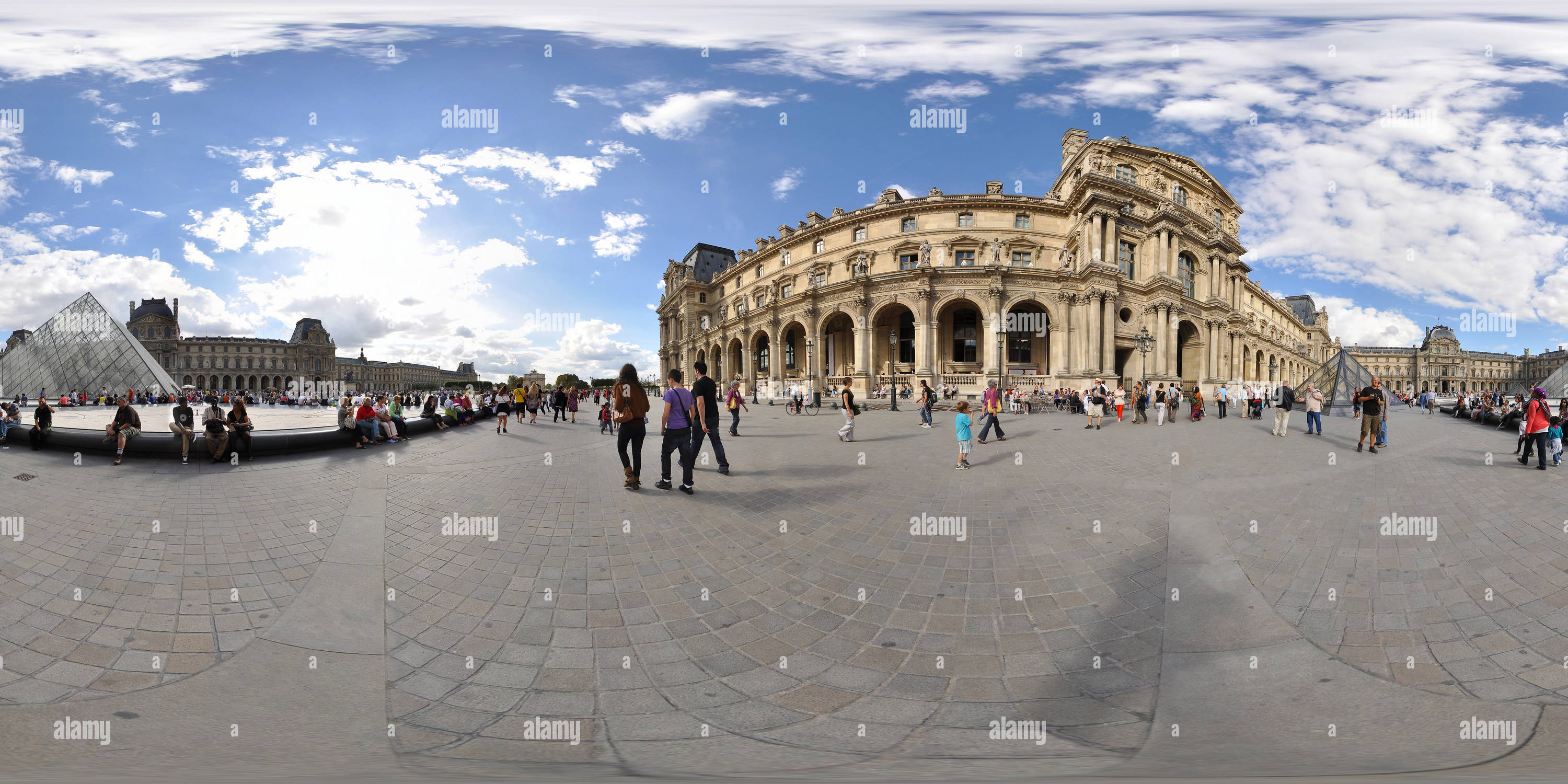 360° view of Paris, Louvre Museum - Alamy