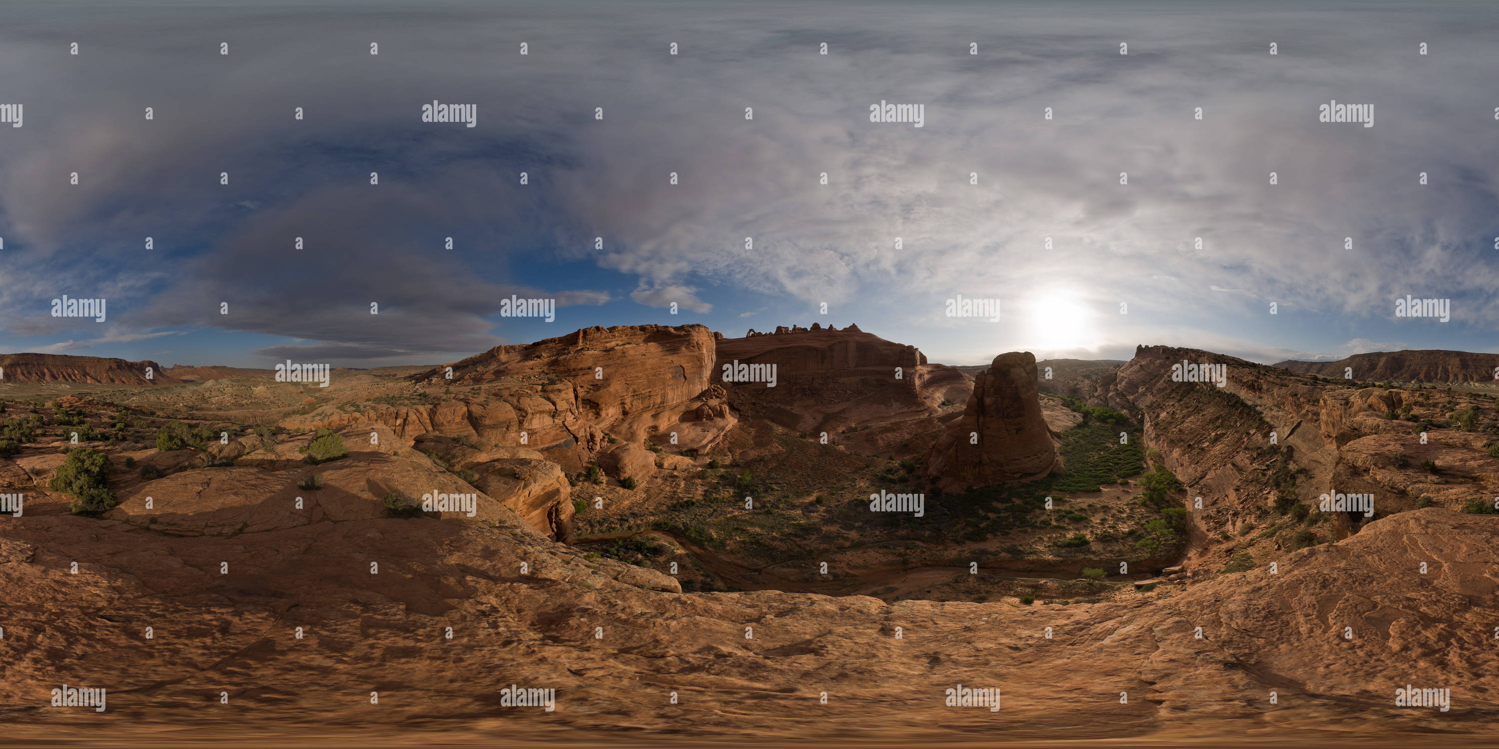 360° view of Upper Delicate Arch Viewpoint in Great Arches National ...