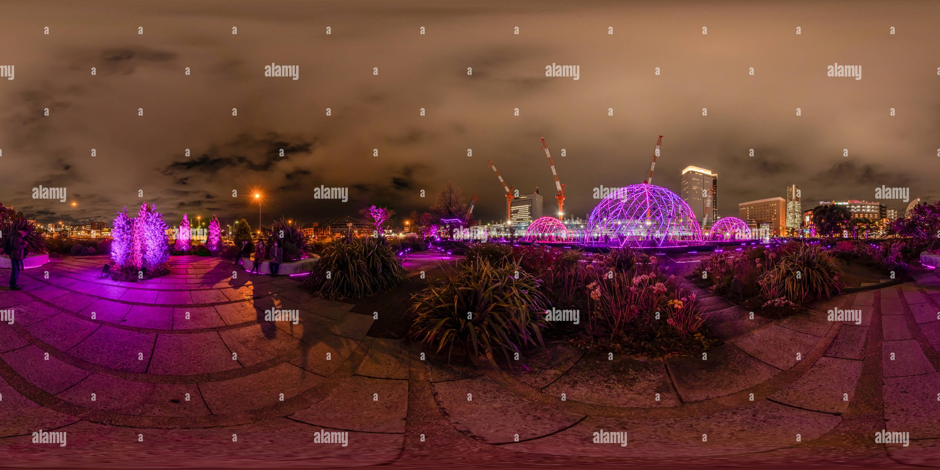 360° view of Shinkou central park - Alamy