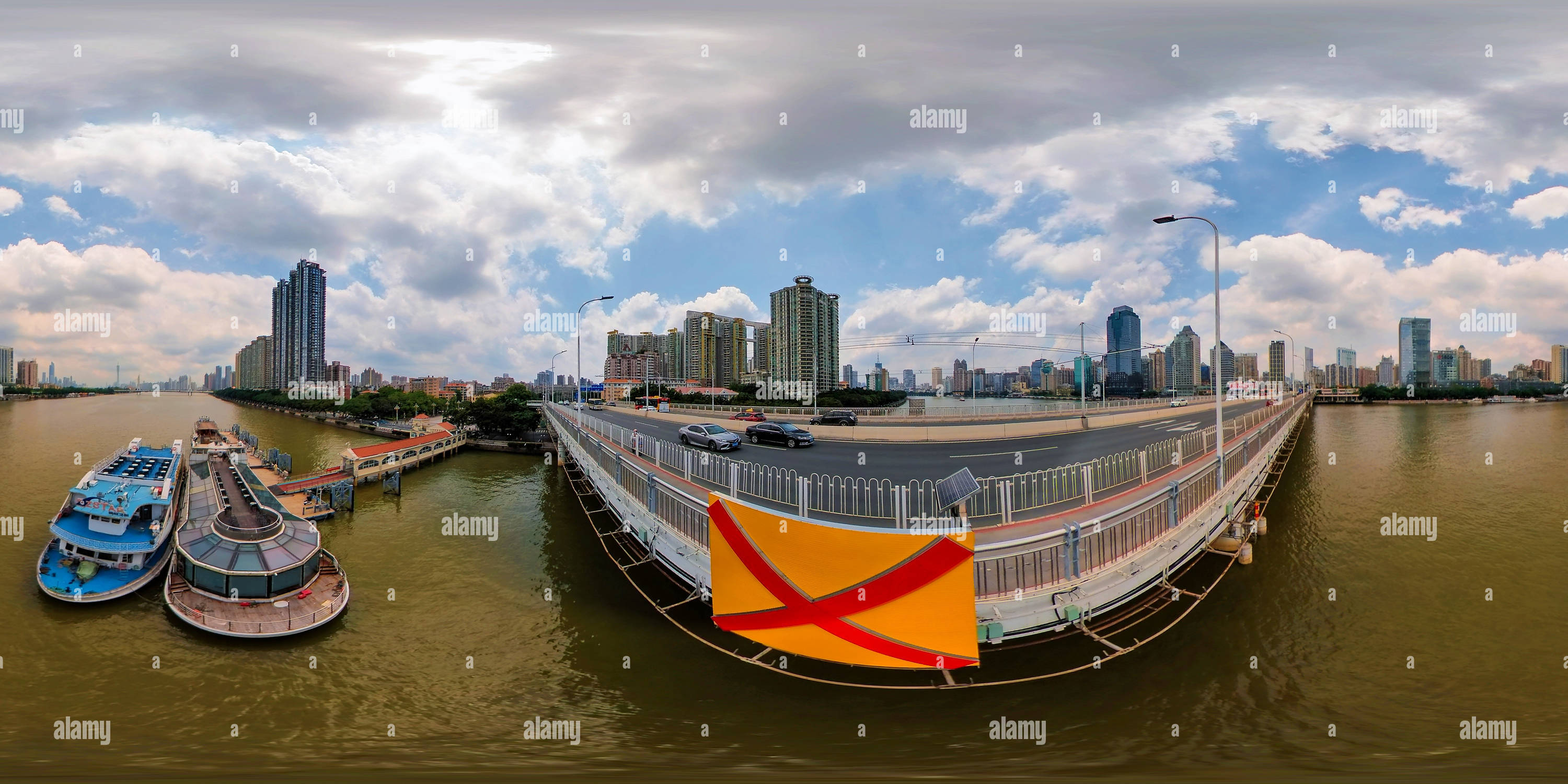 360° view of Grand Marshal quay and Jiangwan Bridg 大元帅府码头和江湾桥 - Alamy