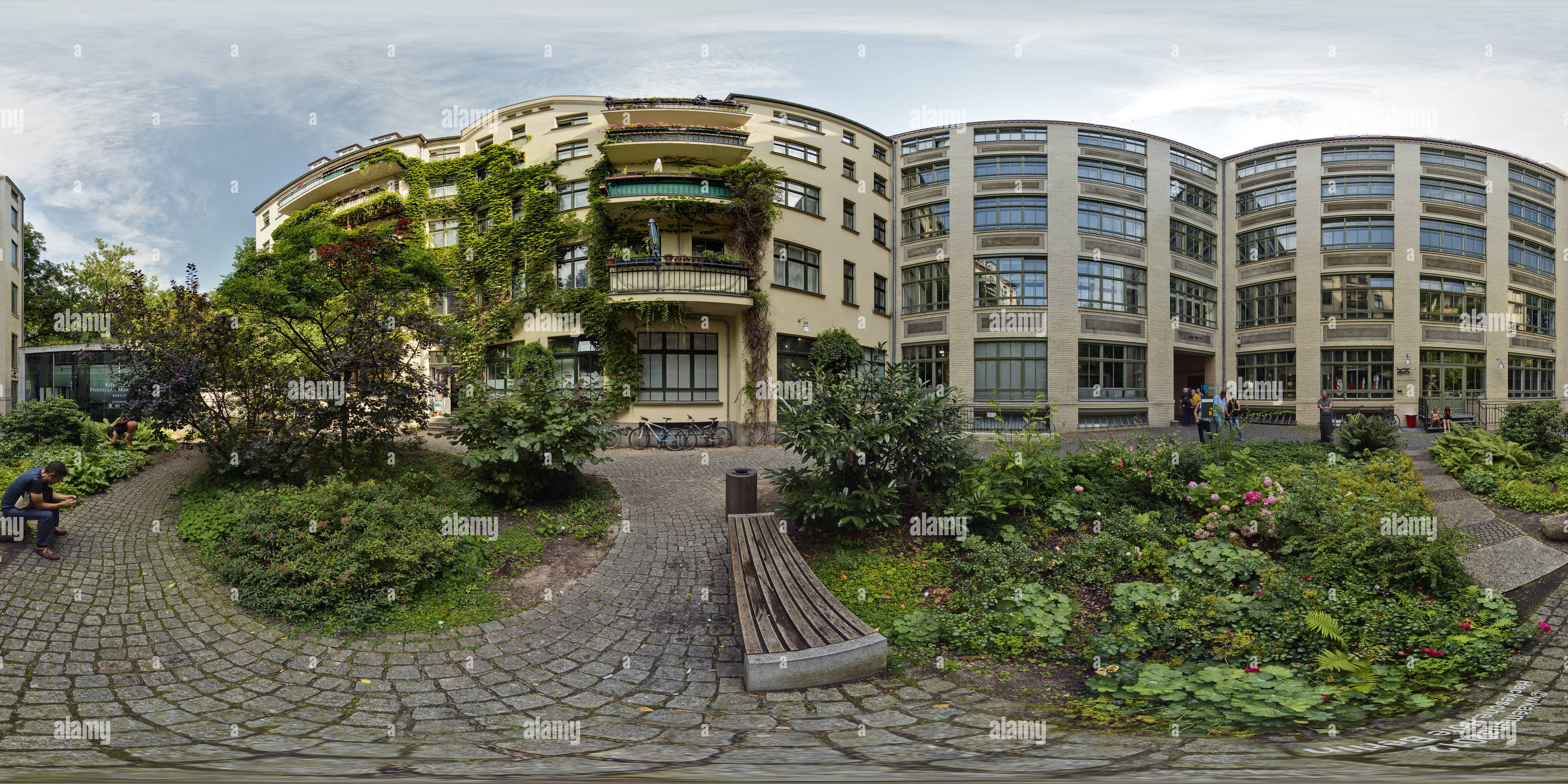 360° view of Berlin Hackesche Höfe - Alamy