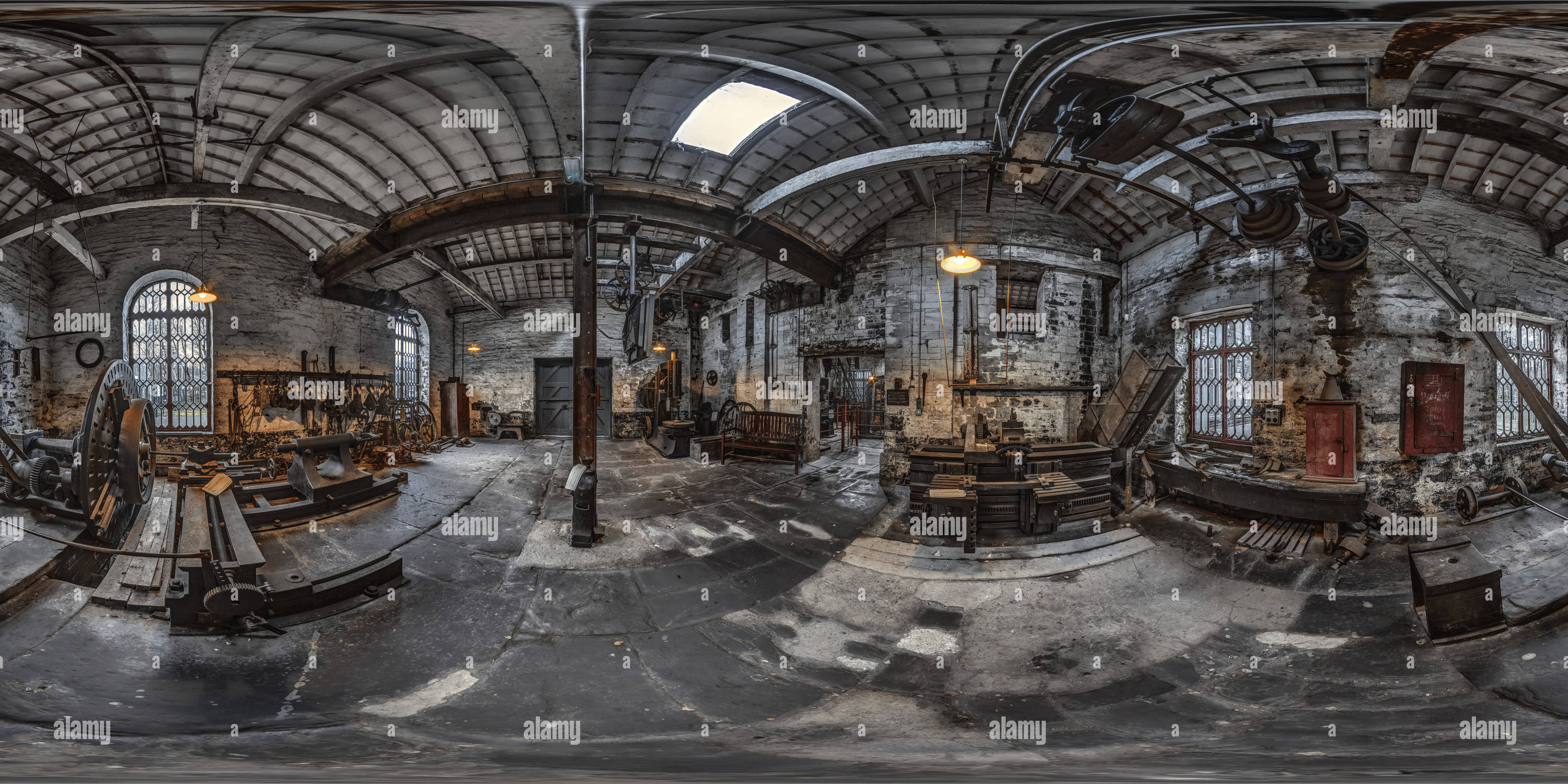 360° view of Llanberis slate museum - facing lathe and milling - 2019 ...