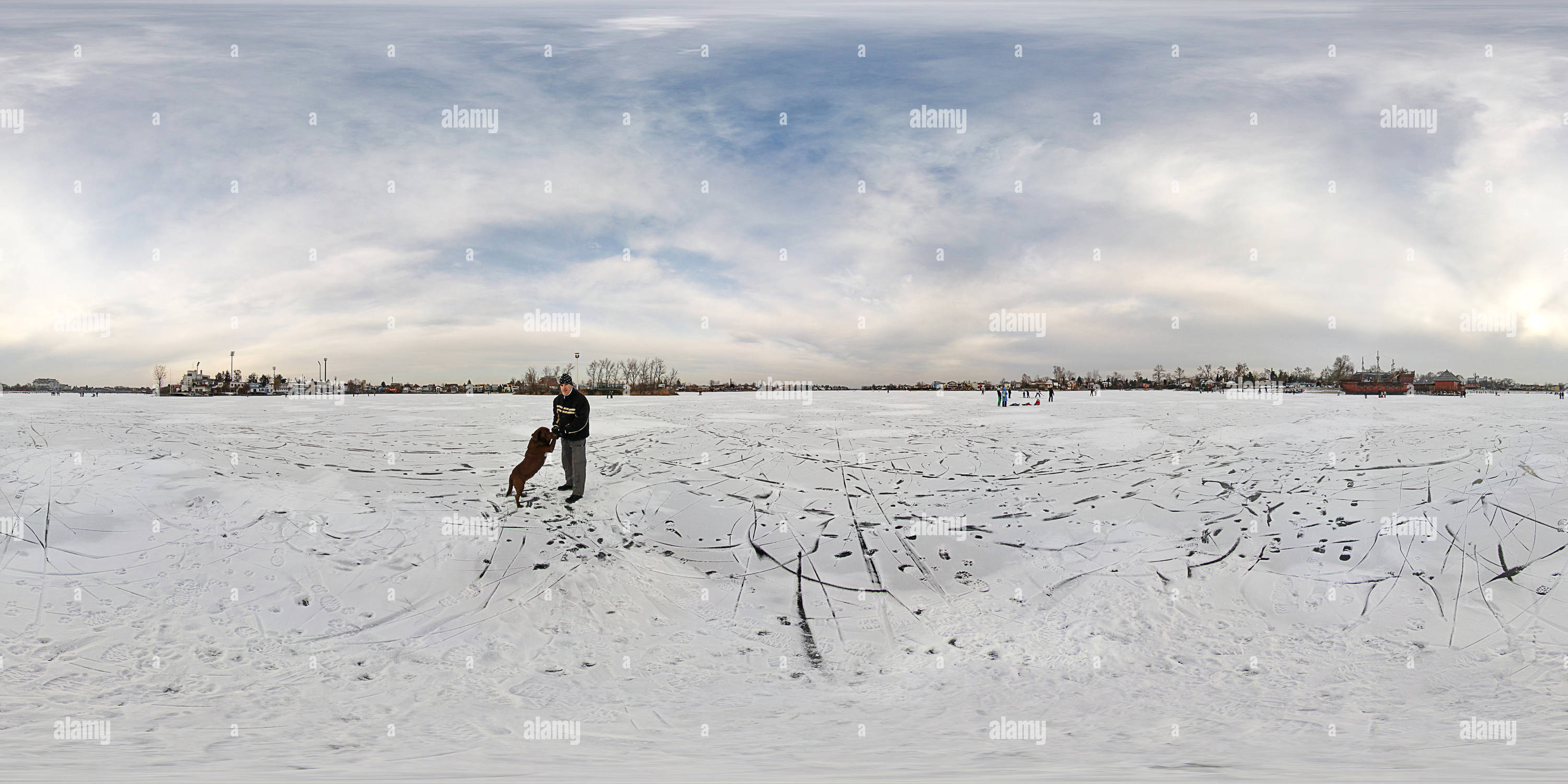 360° view of Frozen Sun Lakes in Senec - Alamy