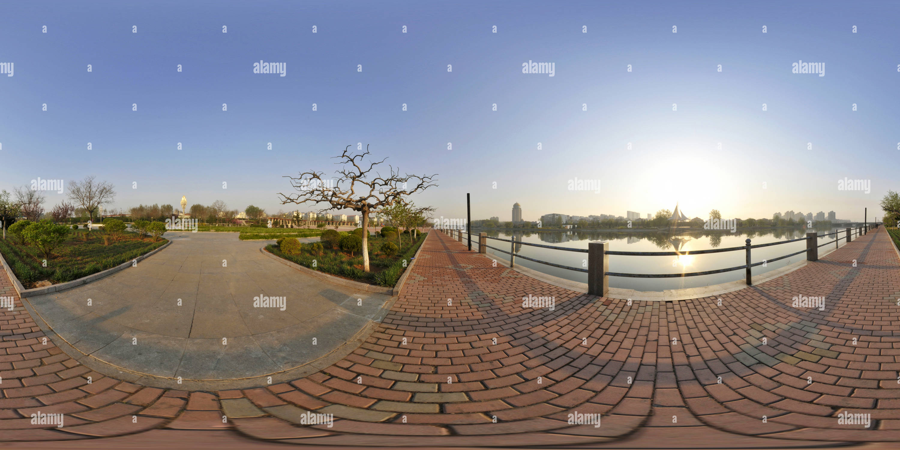 360° view of Xian River Park (397) 蚬河公园 - Alamy