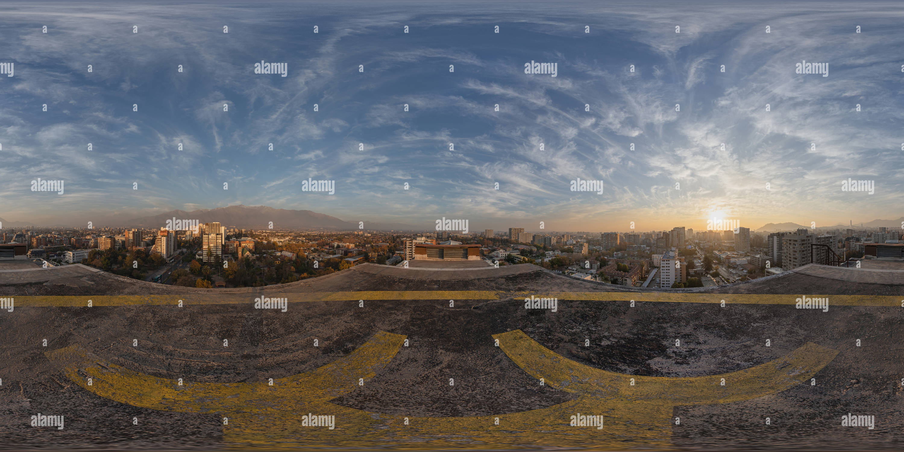 360° view of Santiago de Chile, Building heliport - Alamy