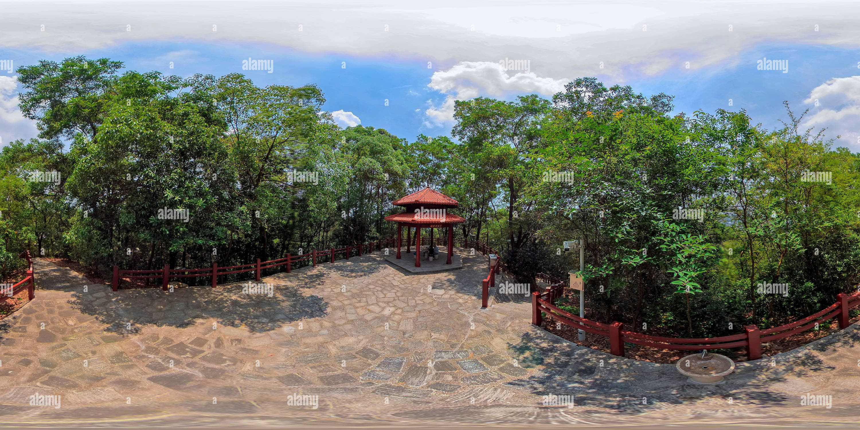 360° view of The pavilion at the top of the hill 山顶的亭子 - Alamy