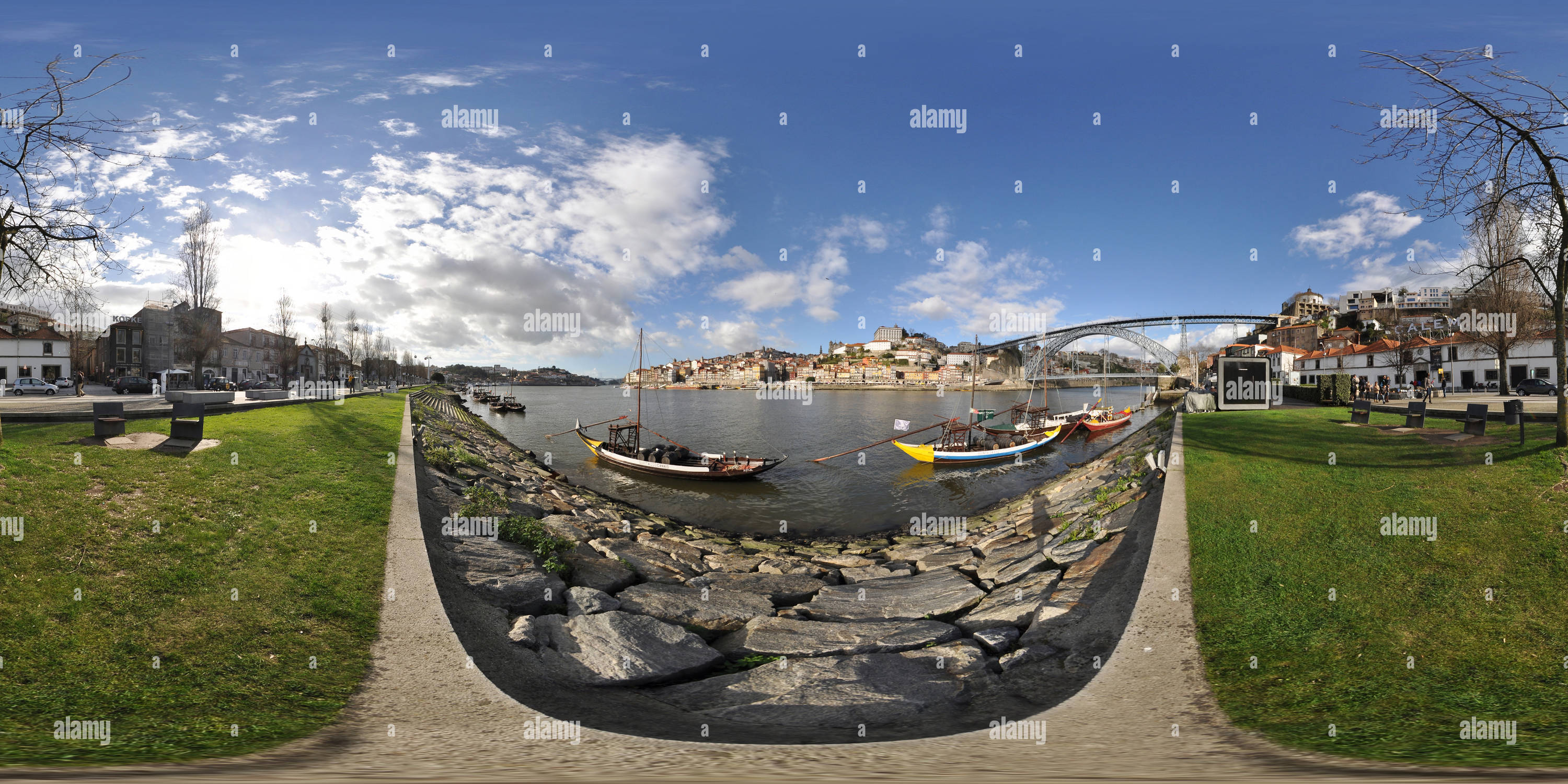 360° view of Porto, Gaia Quay - Alamy