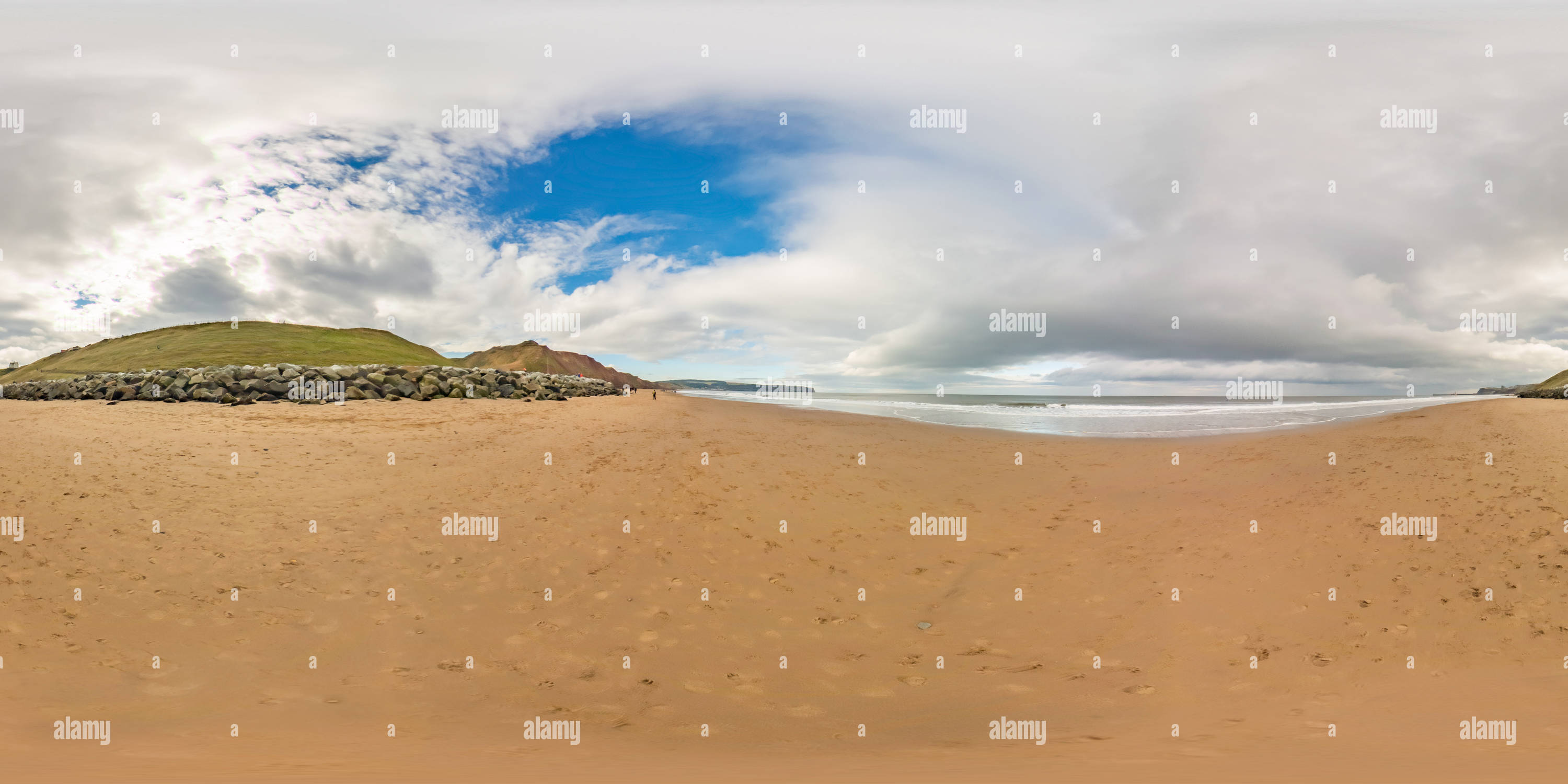 360° view of Whitby Beach, North Yorkshire - Alamy