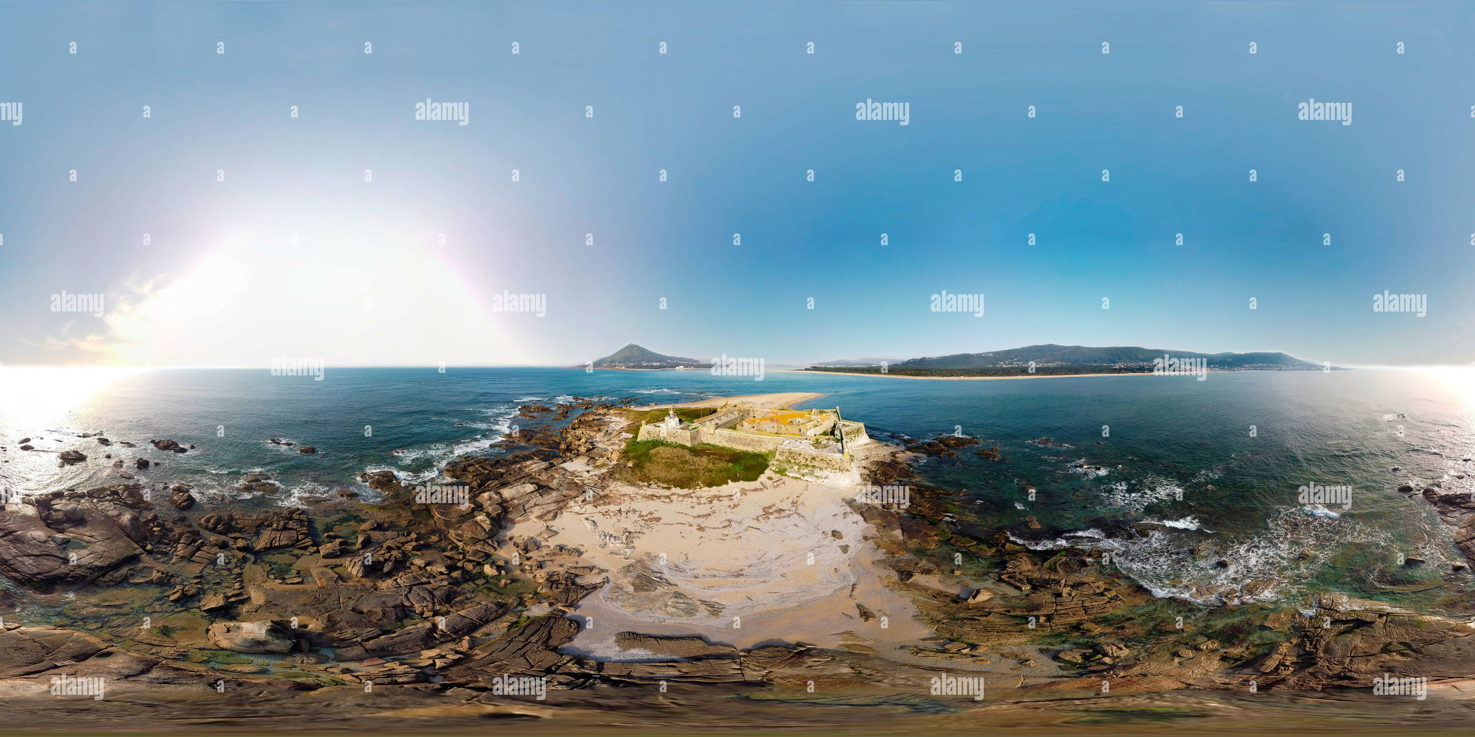 360° view of Ínsua Fortress and Convent - Alamy