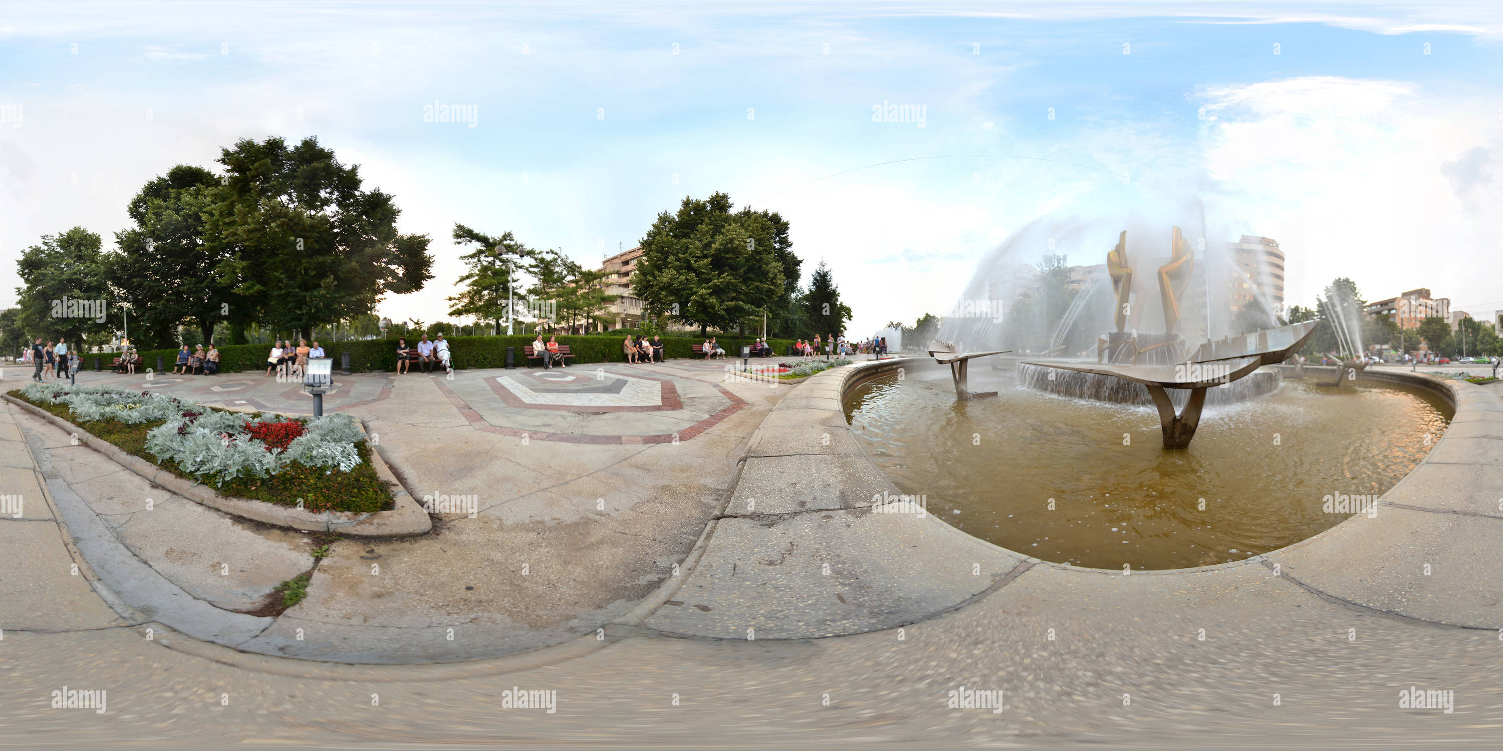 360° view of Fountain on the Esplanade, Braila, Romania - Alamy