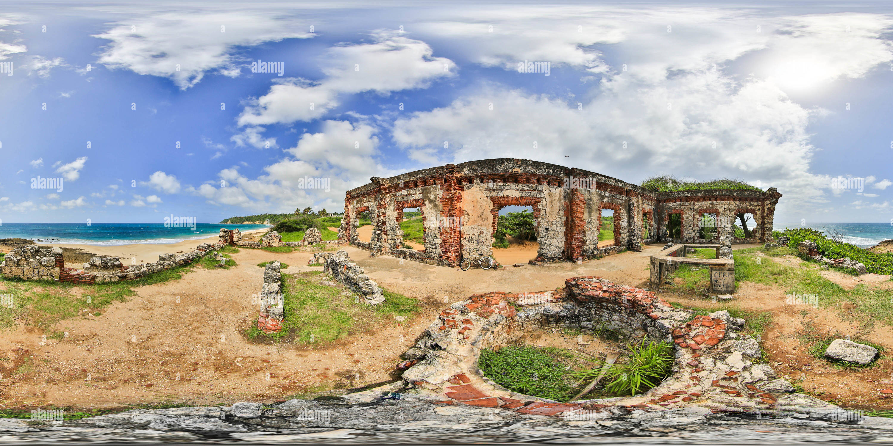 360° view of Old Aguadilla Lighthouse Ruins 2 - Alamy