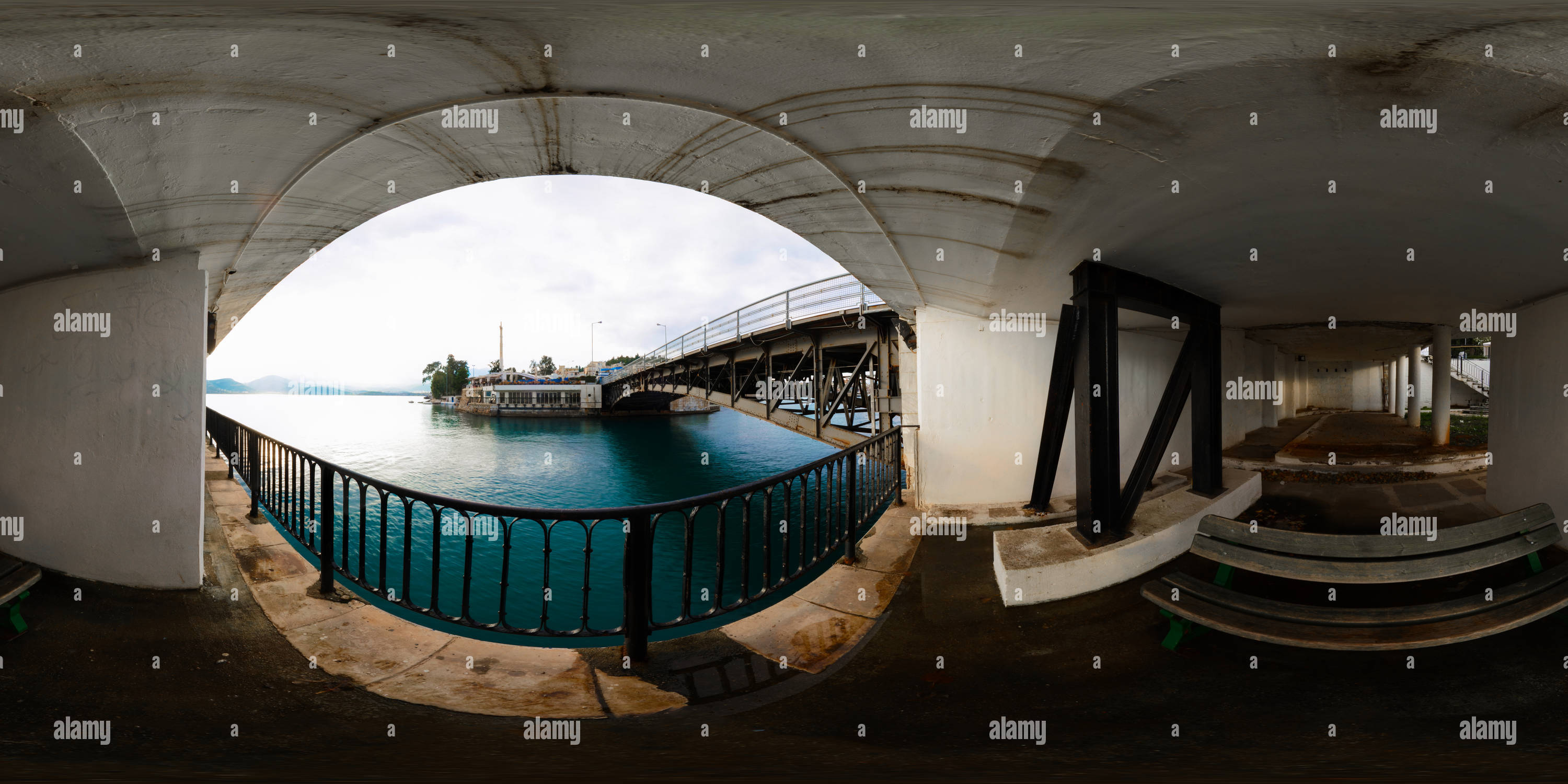 360° view of Under The Bridge - Alamy