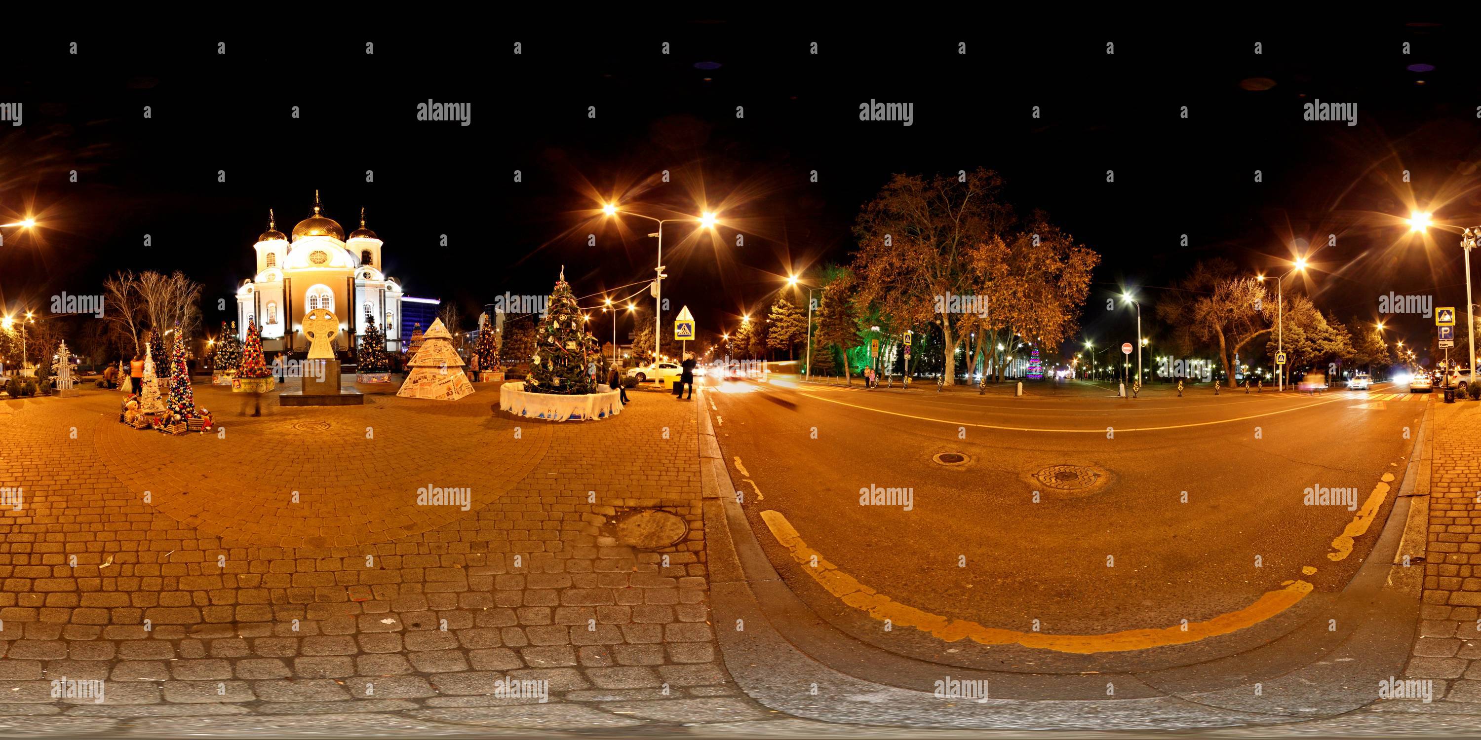 Elki hi-res stock photography and images - Alamy