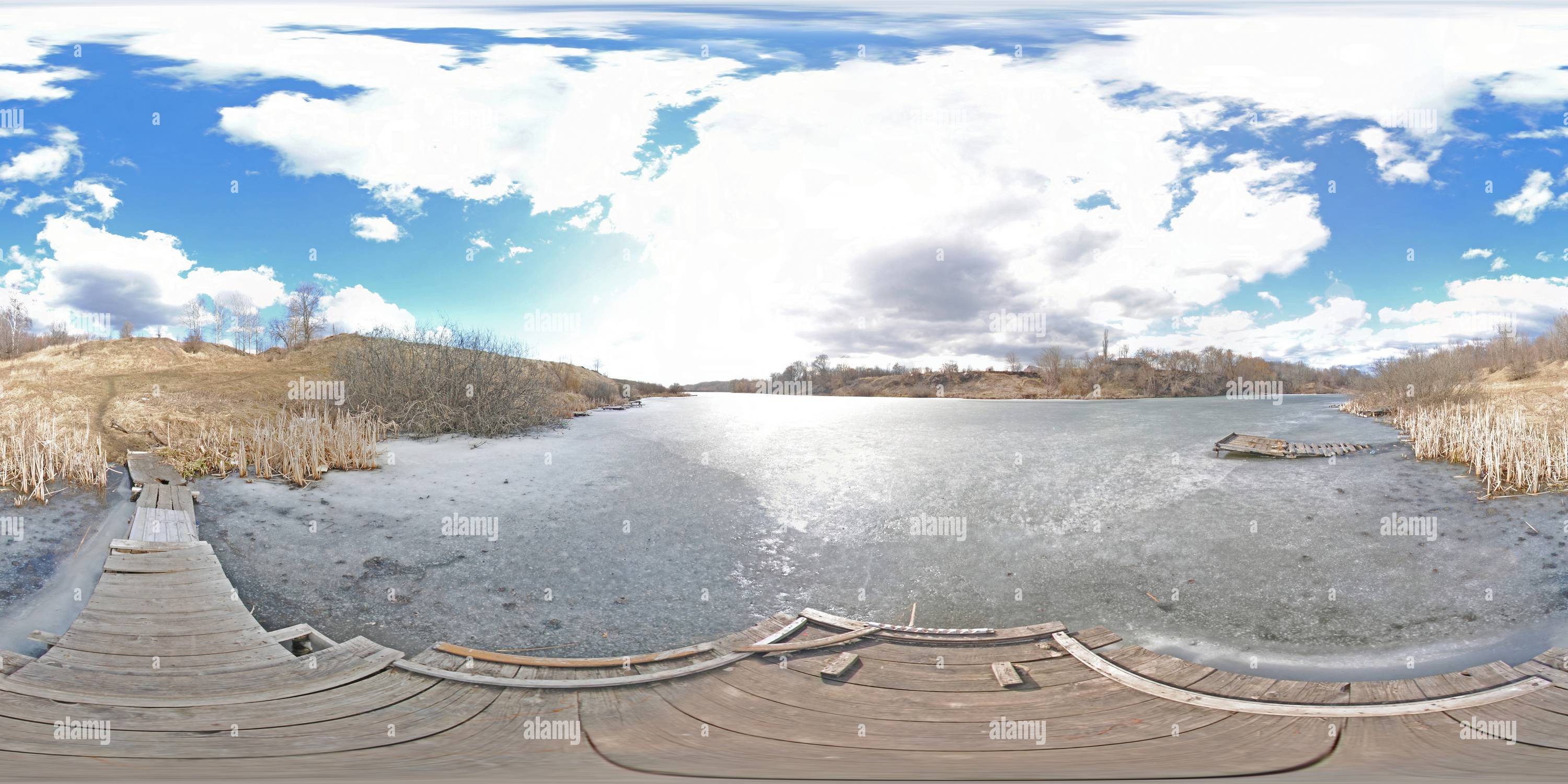 360° view of Pond under the ice - Alamy