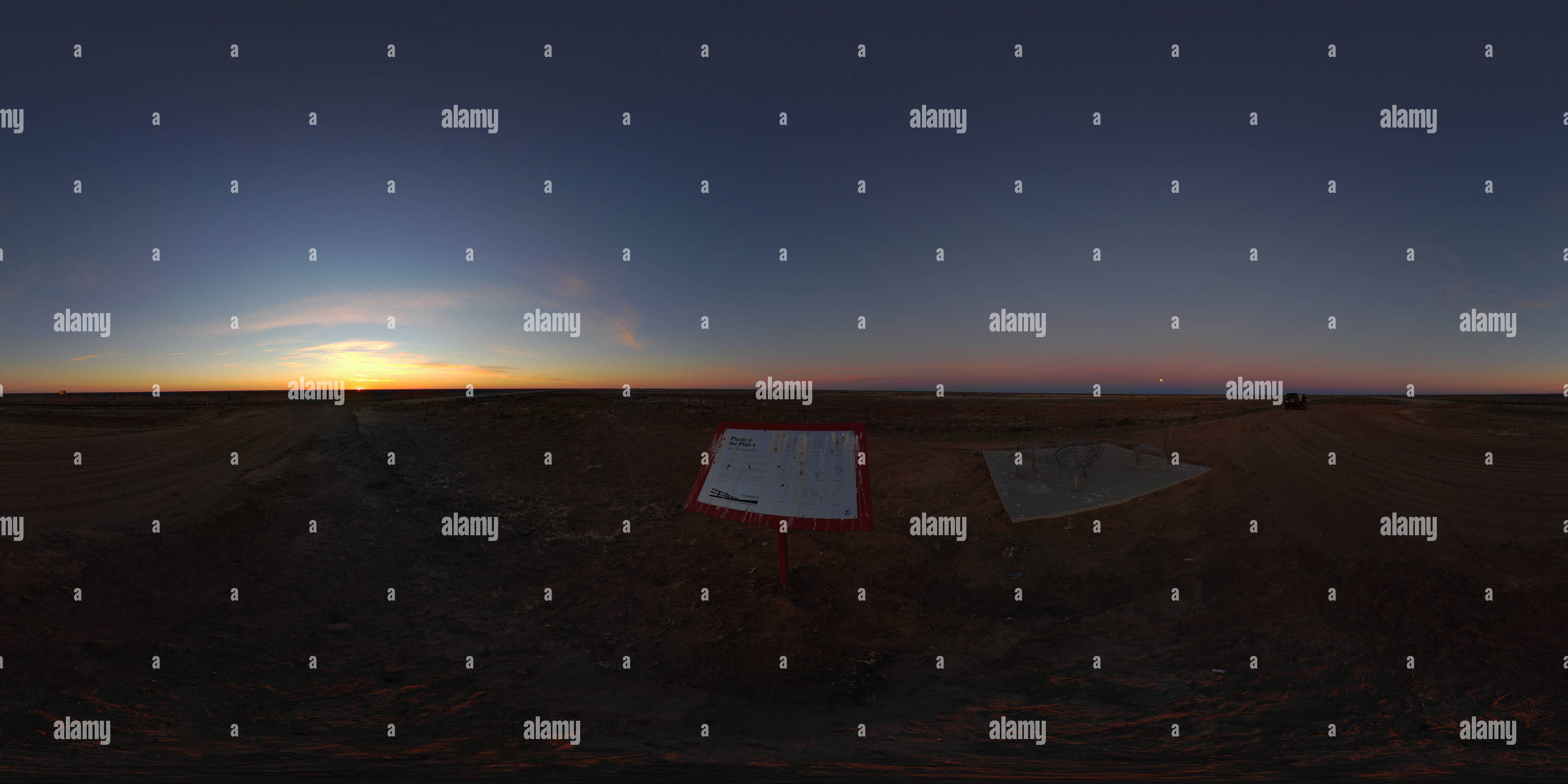 360° view of Sunrise and Moonset at Sunset Viewing Area north of Hay ...