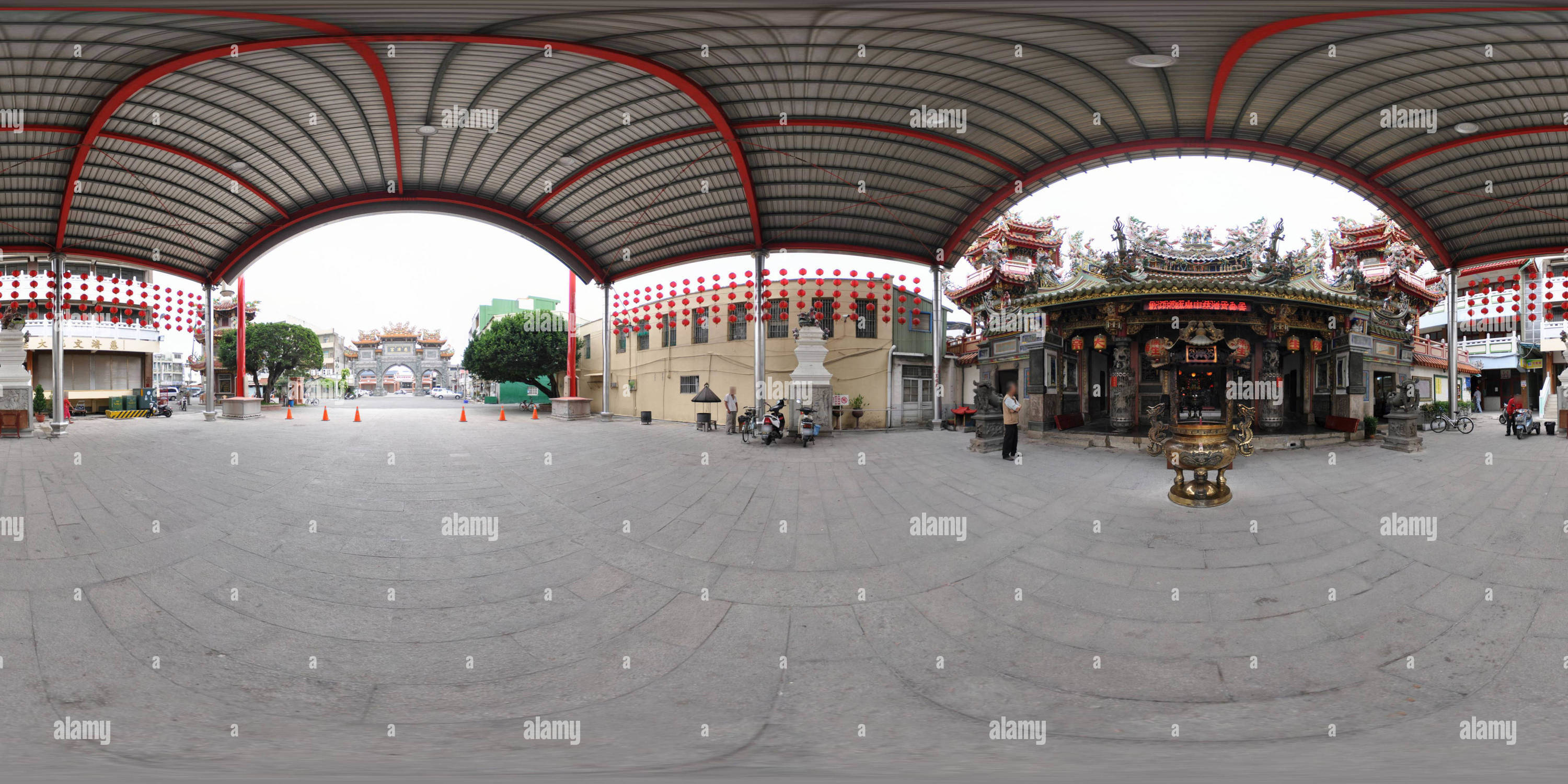 360° view of Xuejia Ciji Temple - Alamy