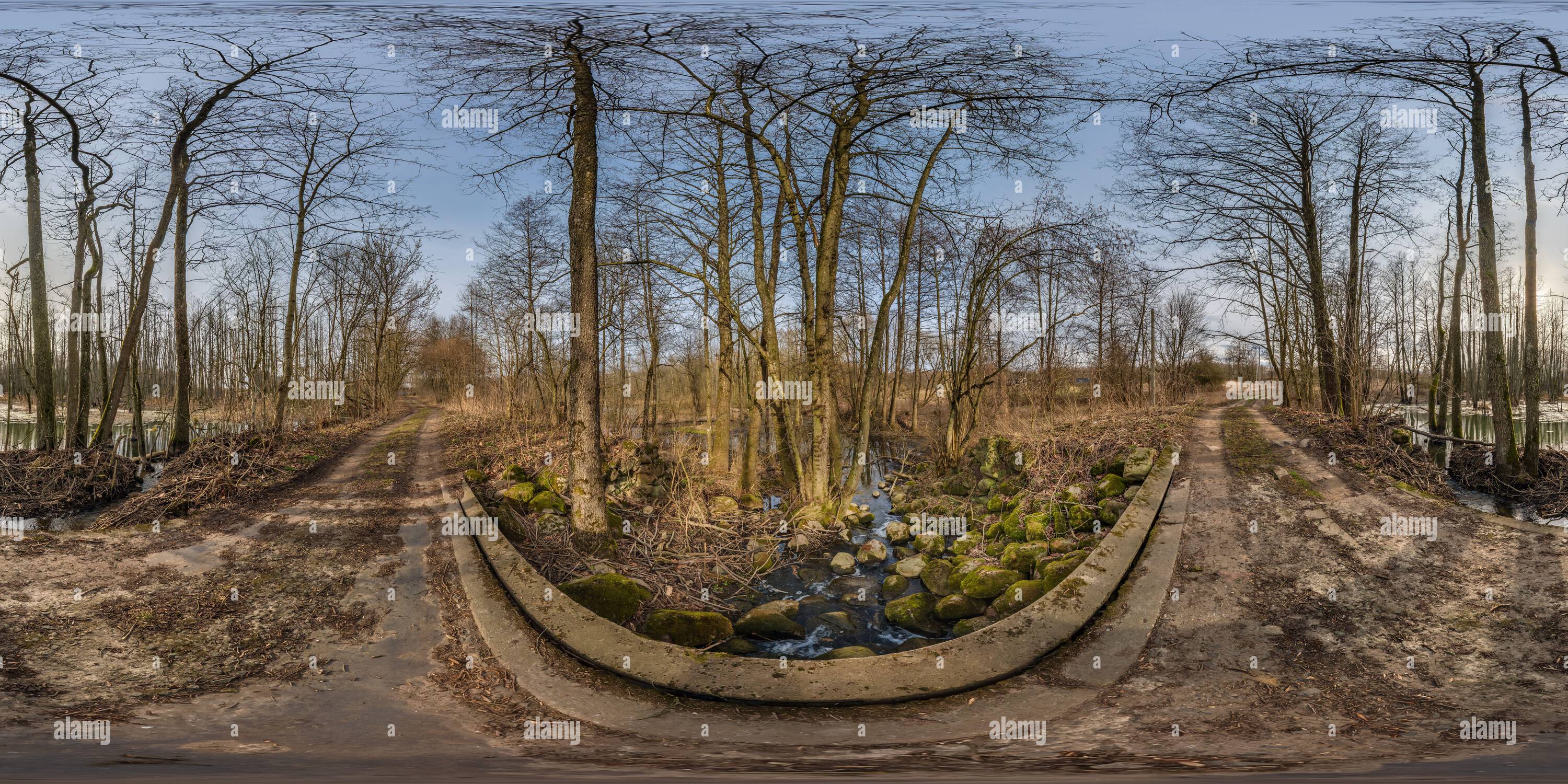 360° view of full seamless spherical hdri 360 panorama view on concrete ...