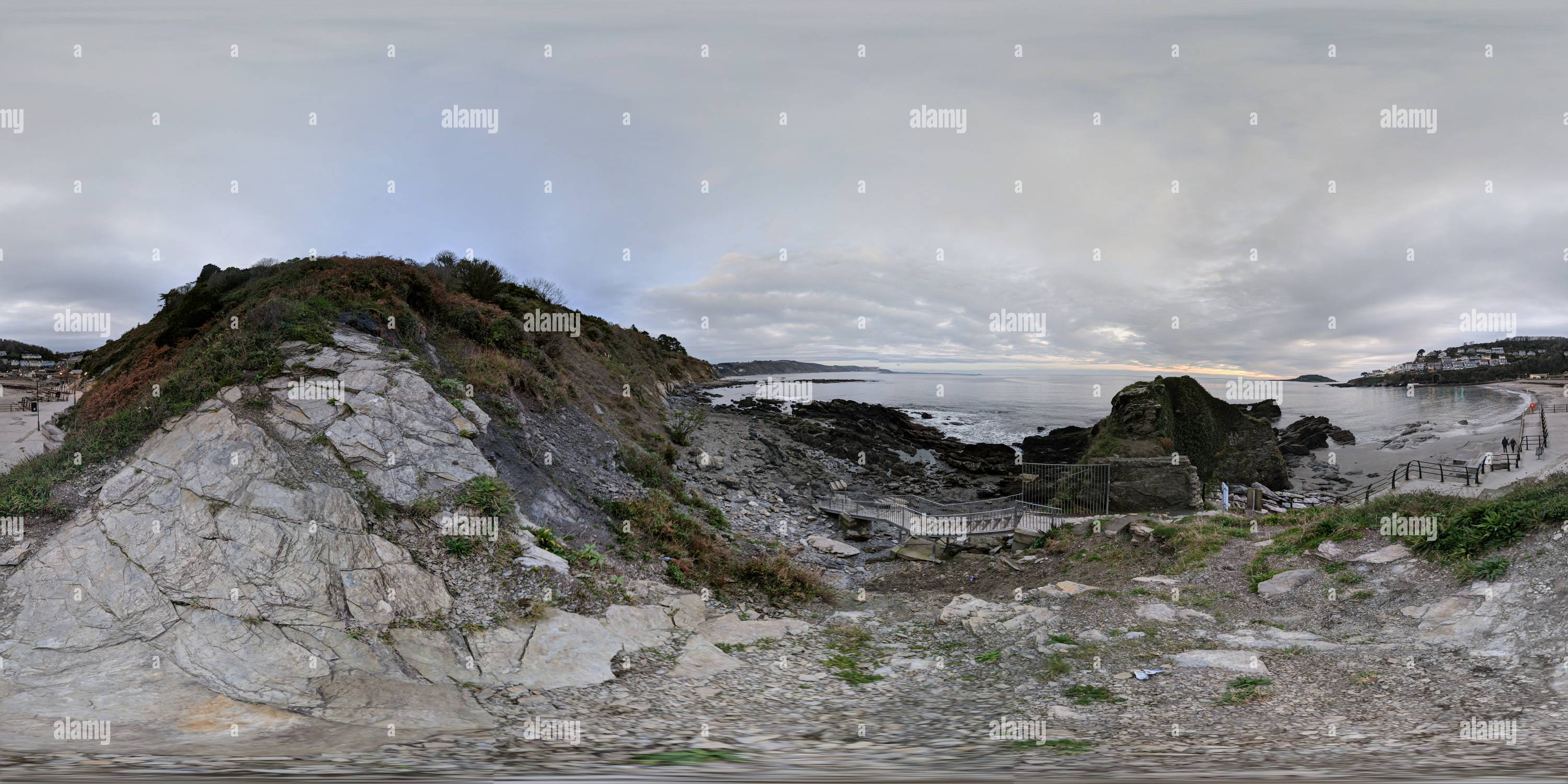 360° view of East Looe Beach and Pen Rocks, Cornwall - Alamy