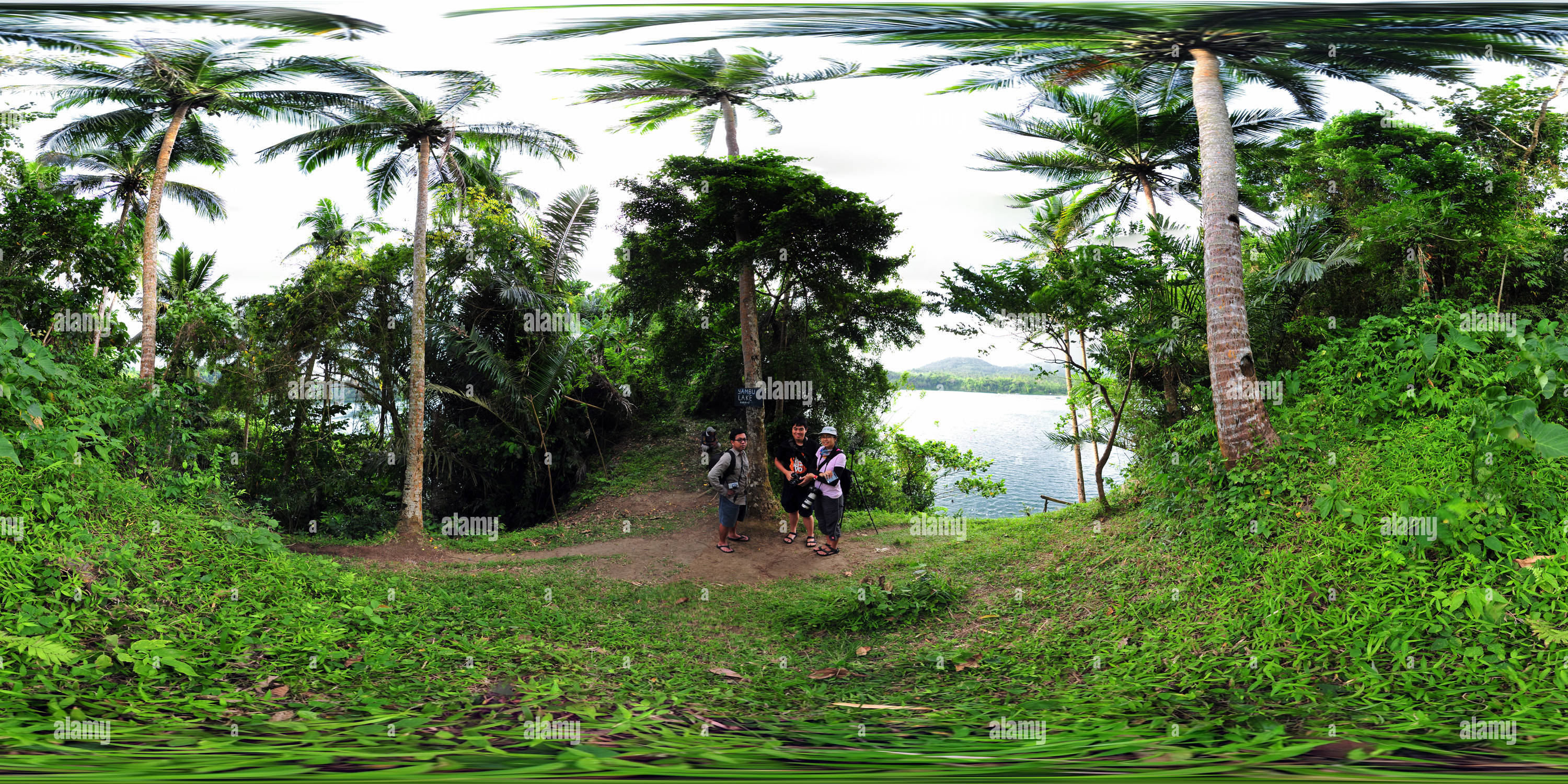 360° view of Yambo Lake San Pablo Laguna - Alamy