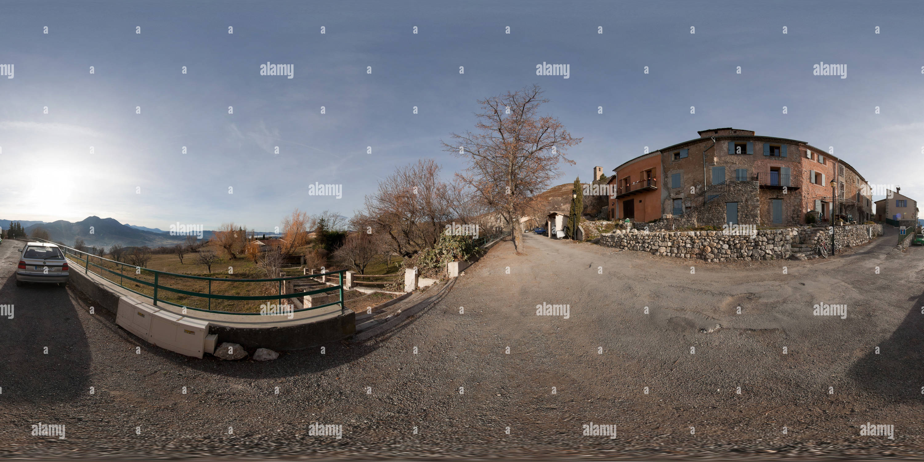 360° view of Le village de Courbons, à Digne-les-Bains - Alamy