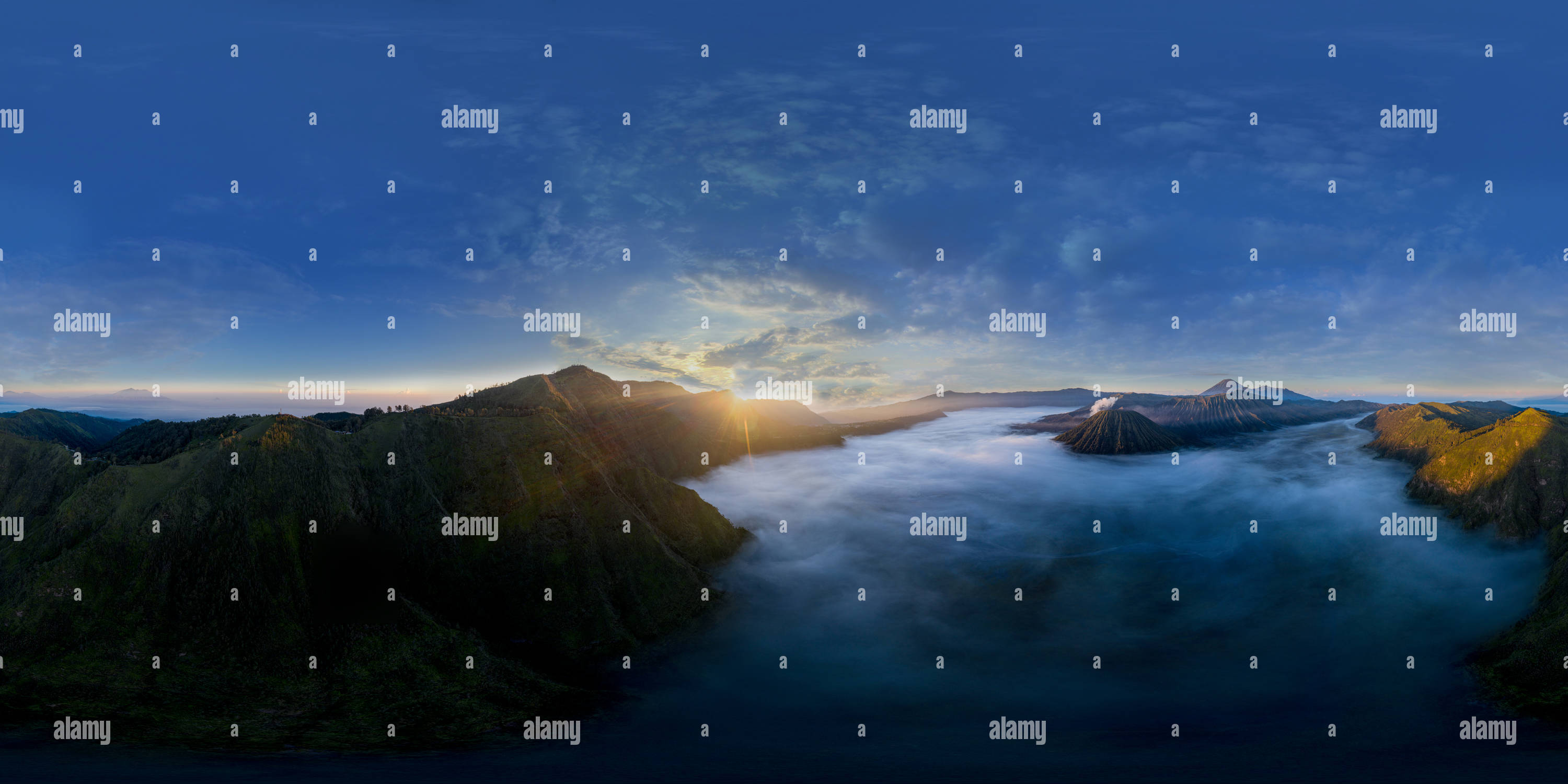 360° view of Sunrise and Mist at the Bromo Mountain in Indonesia - Alamy