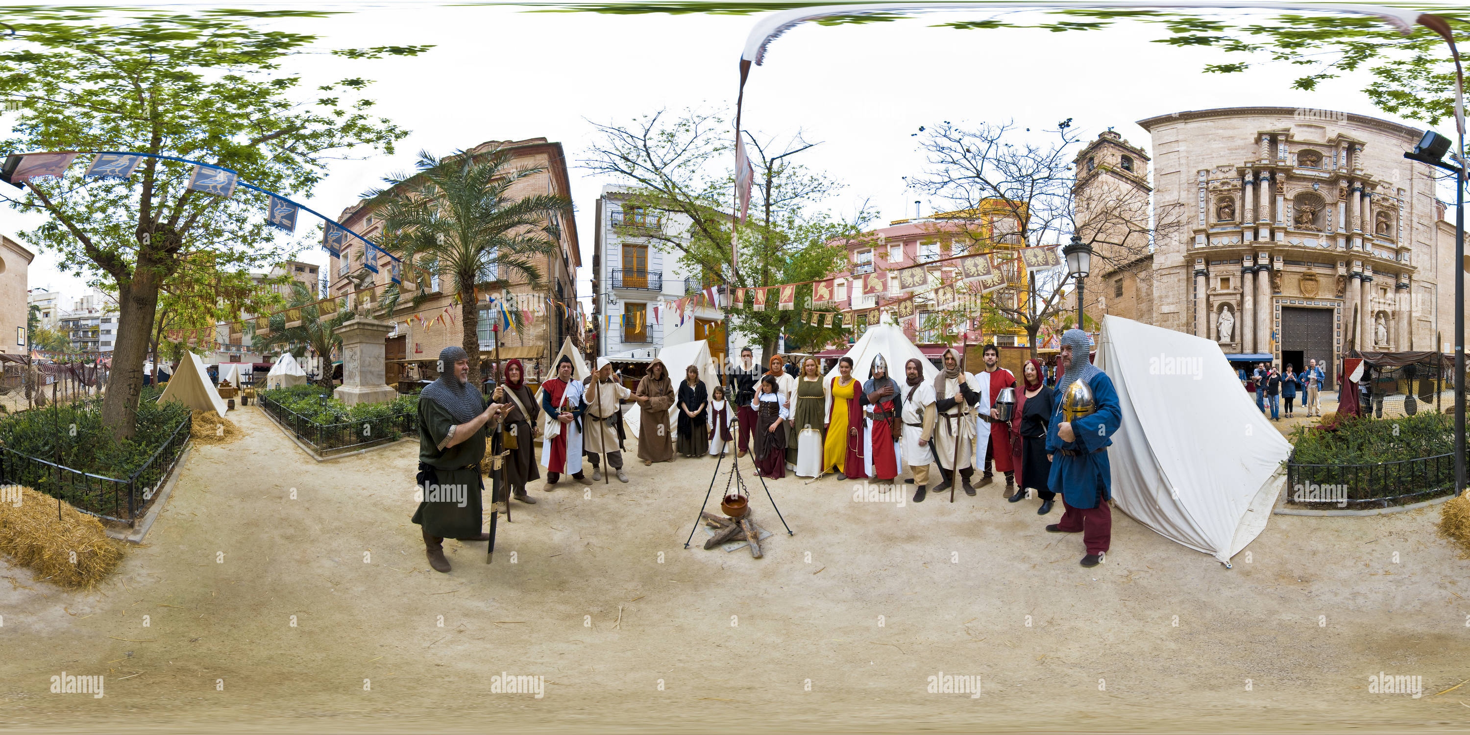 360° view of Medieval market at El Carmen square - Alamy