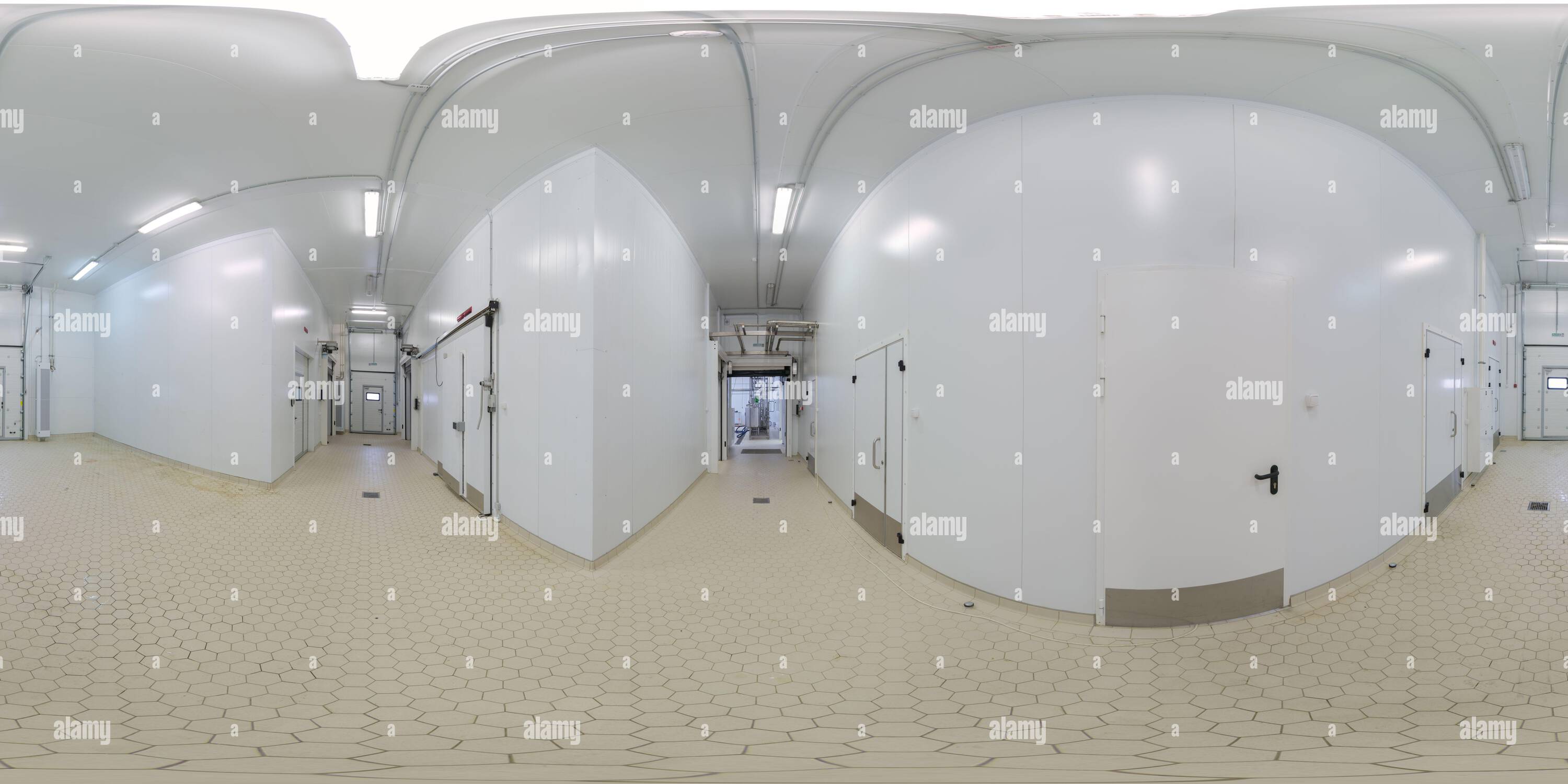 360° view of Seamless full spherical 360 degree panorama in ...