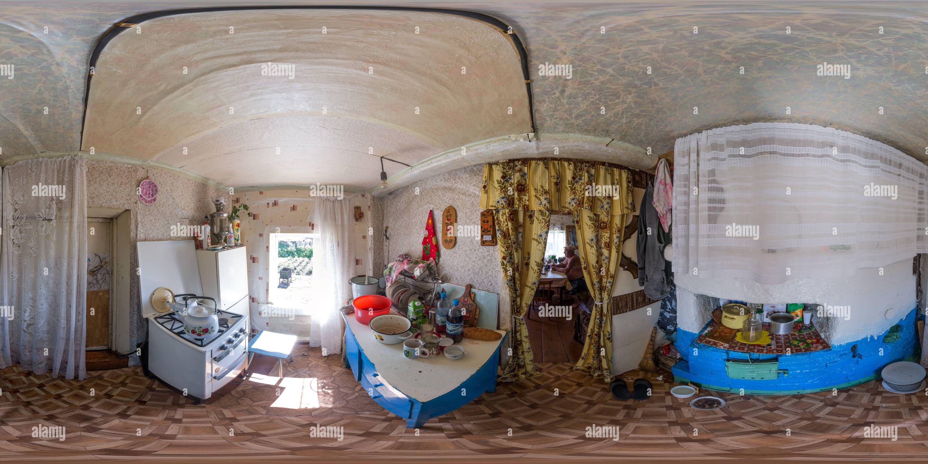 360° view of Seamless full spherical 360 degree panorama in ...