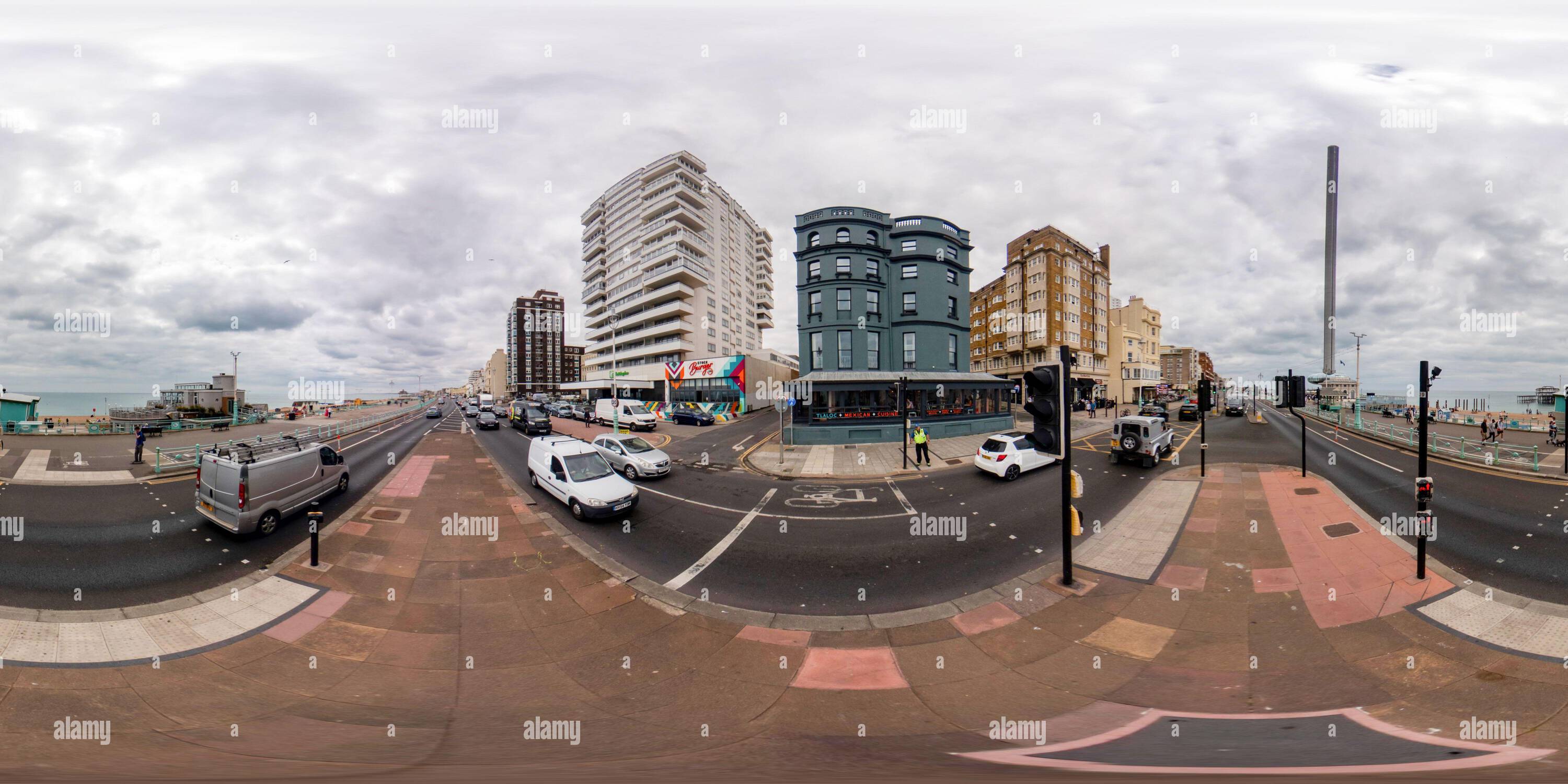 360° view of 360 photo traffic on Brighton Beach UK - Alamy