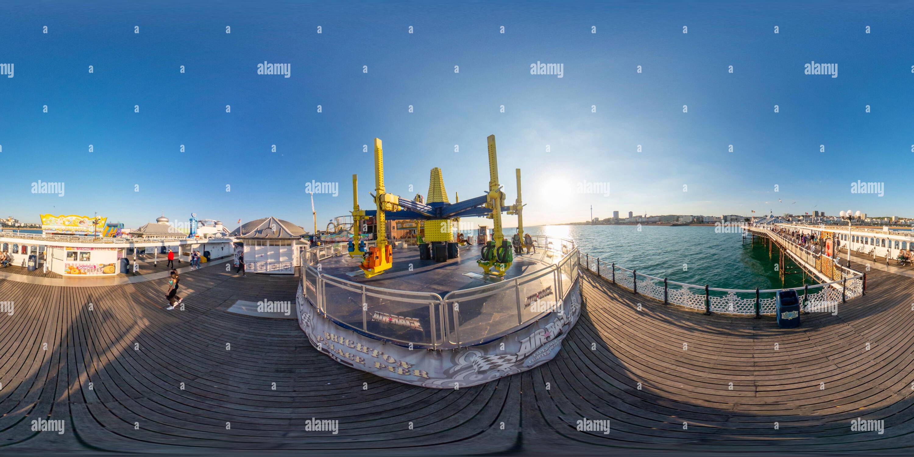 360° view of 360 photo Brighton Palace Pier UK - Alamy