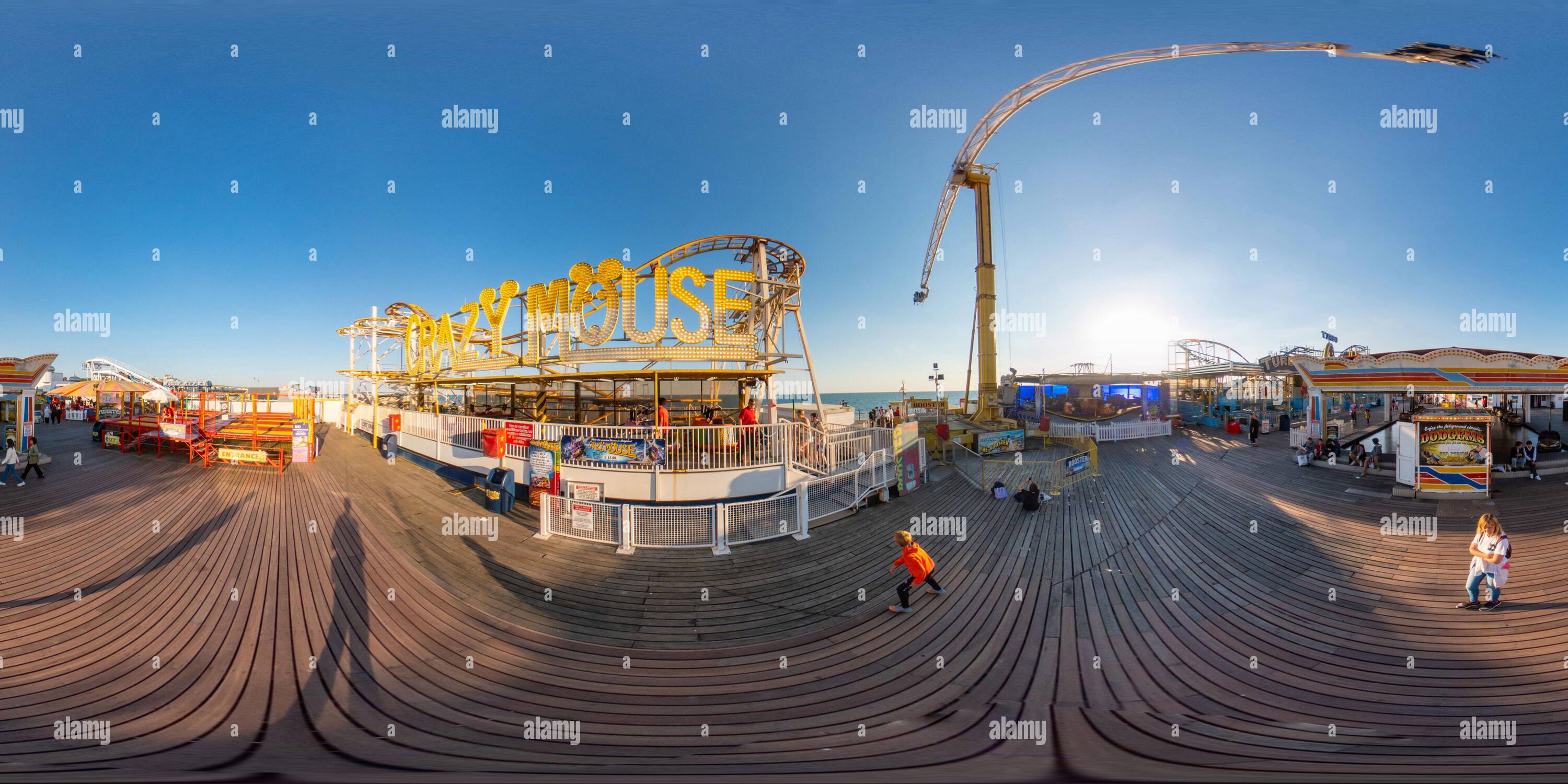 360° view of 360 photo Brighton Palace Pier UK - Alamy
