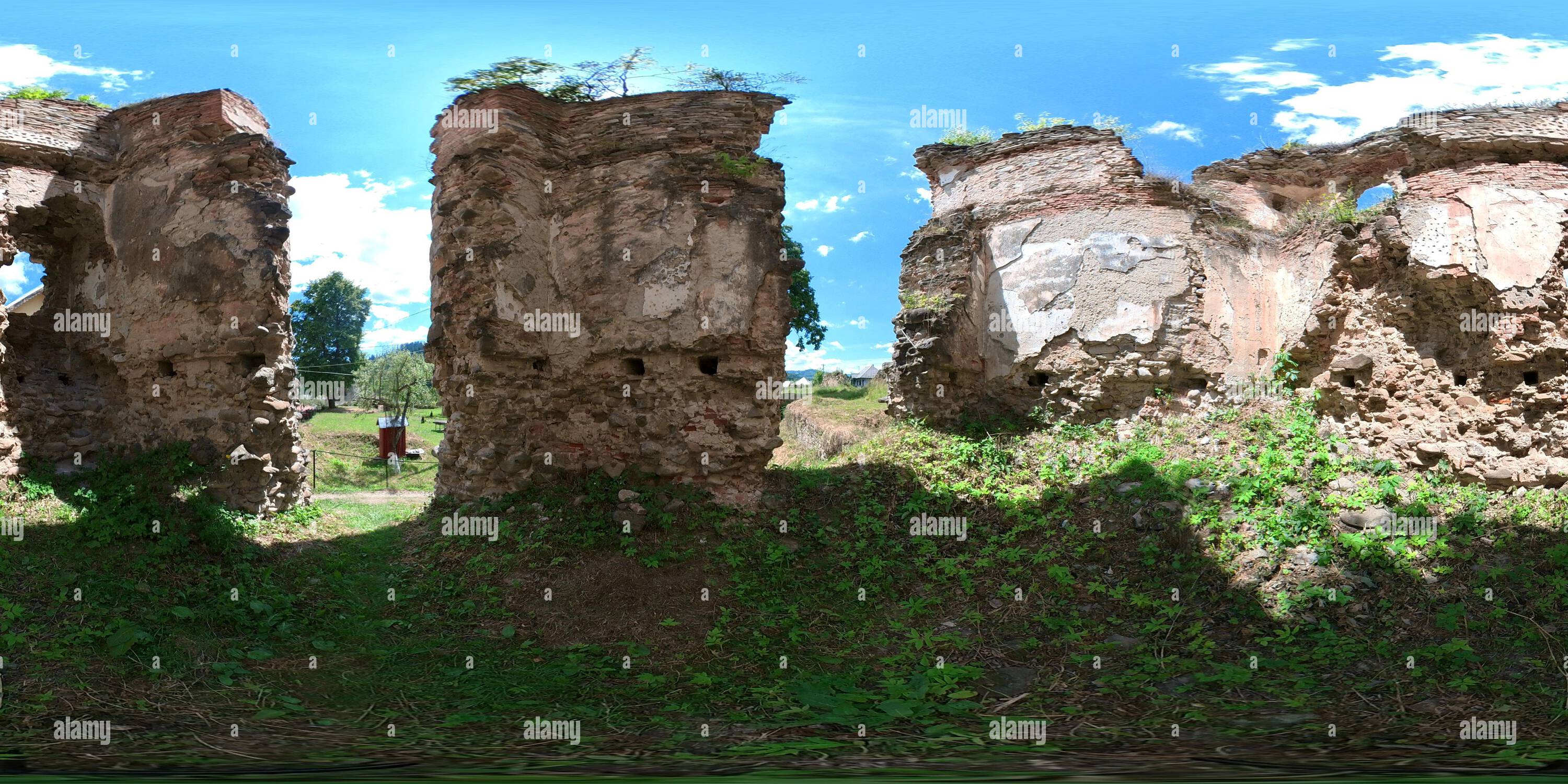 360° view of Old castle ruins in Romania. Palatul Cnejilor - Alamy