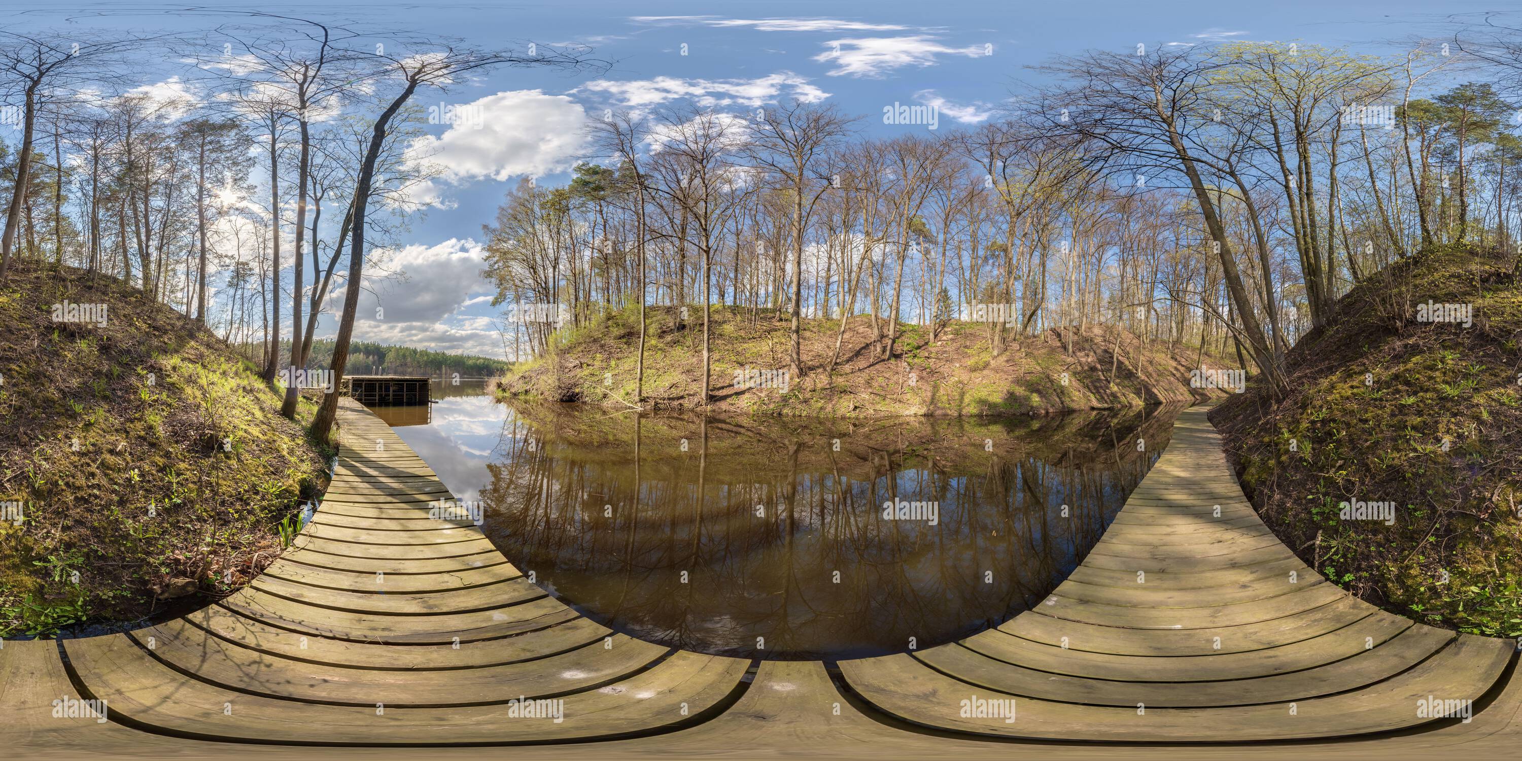 360° view of full seamless spherical hdri 360 panorama view on wooden ...